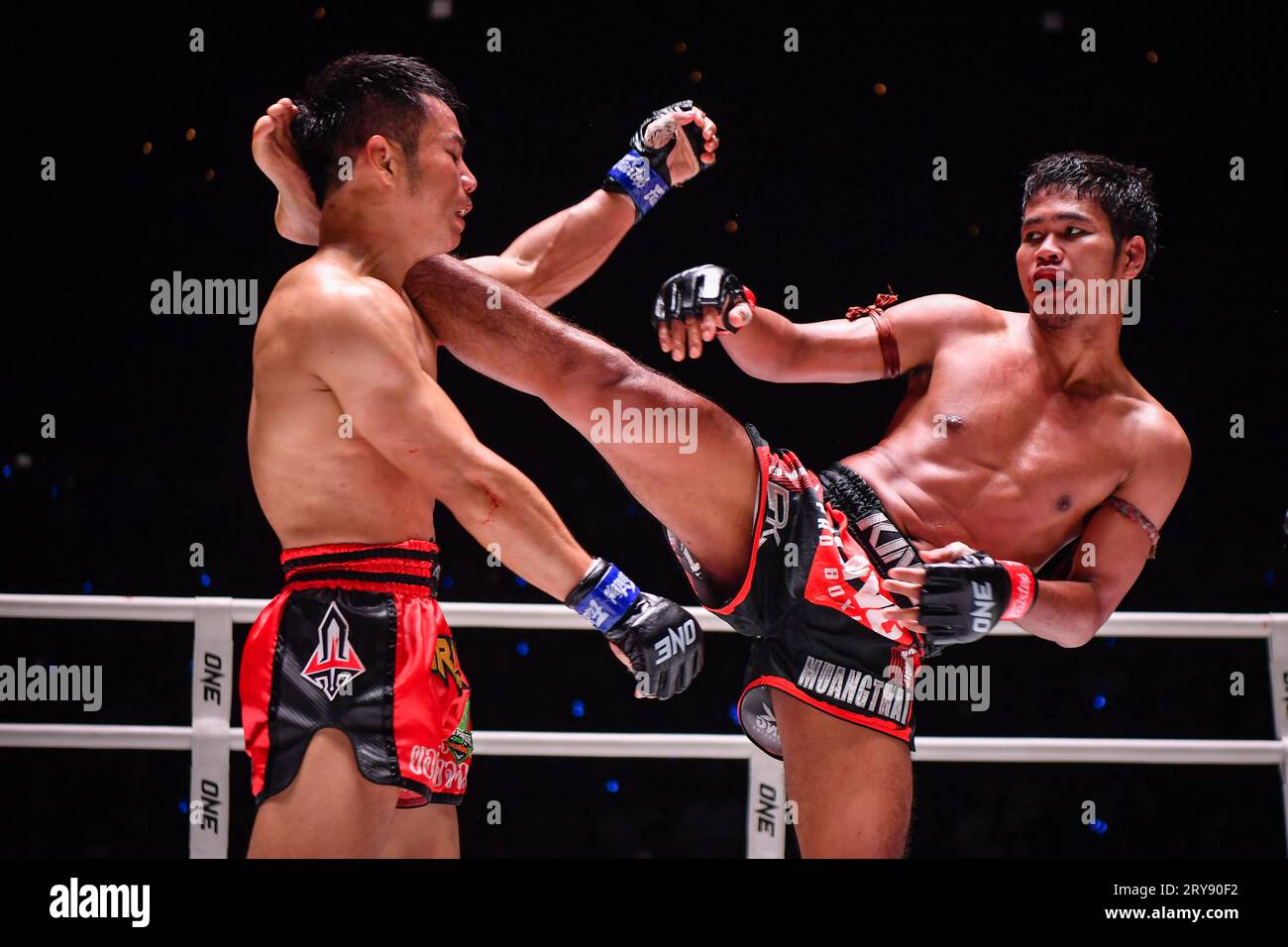 Muangthai hi-res stock photography and images - Alamy