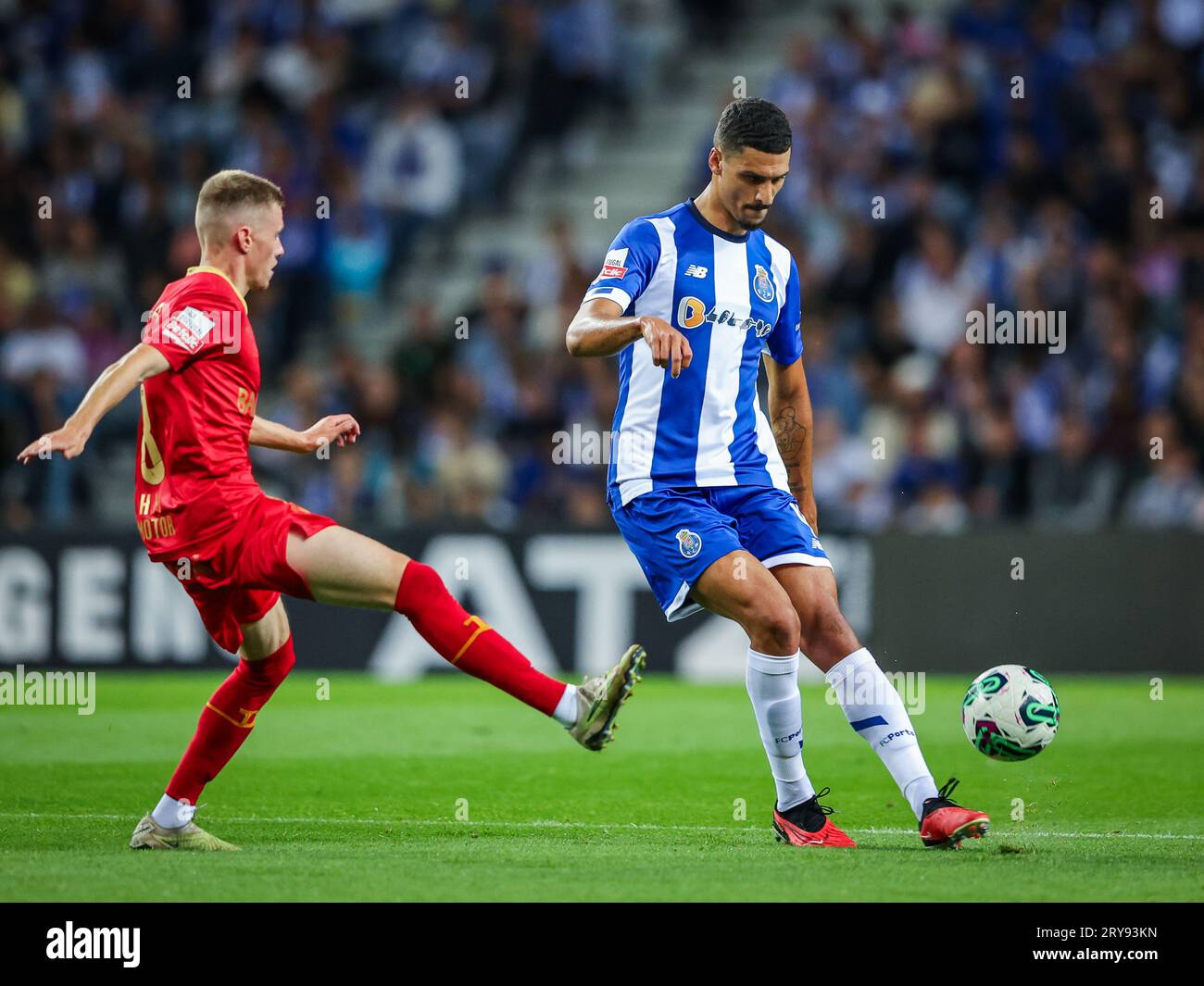 Estadiododragao hi-res stock photography and images - Alamy