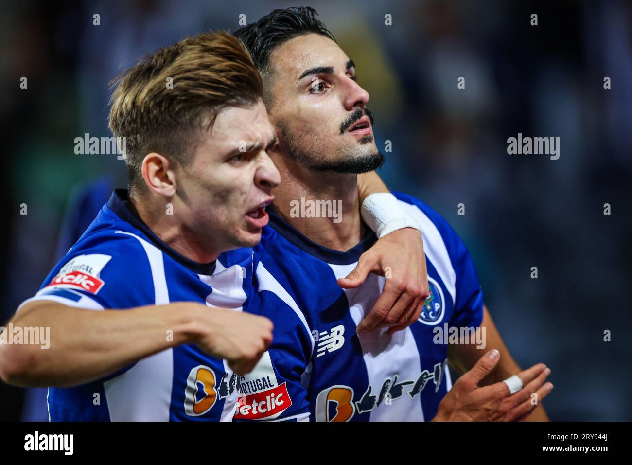 Estadiododragao hi-res stock photography and images - Alamy