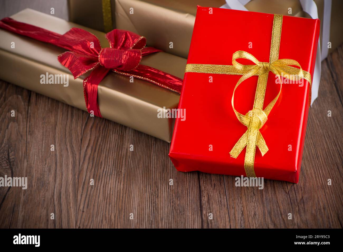 Christmas gift box Stock Photo - Alamy