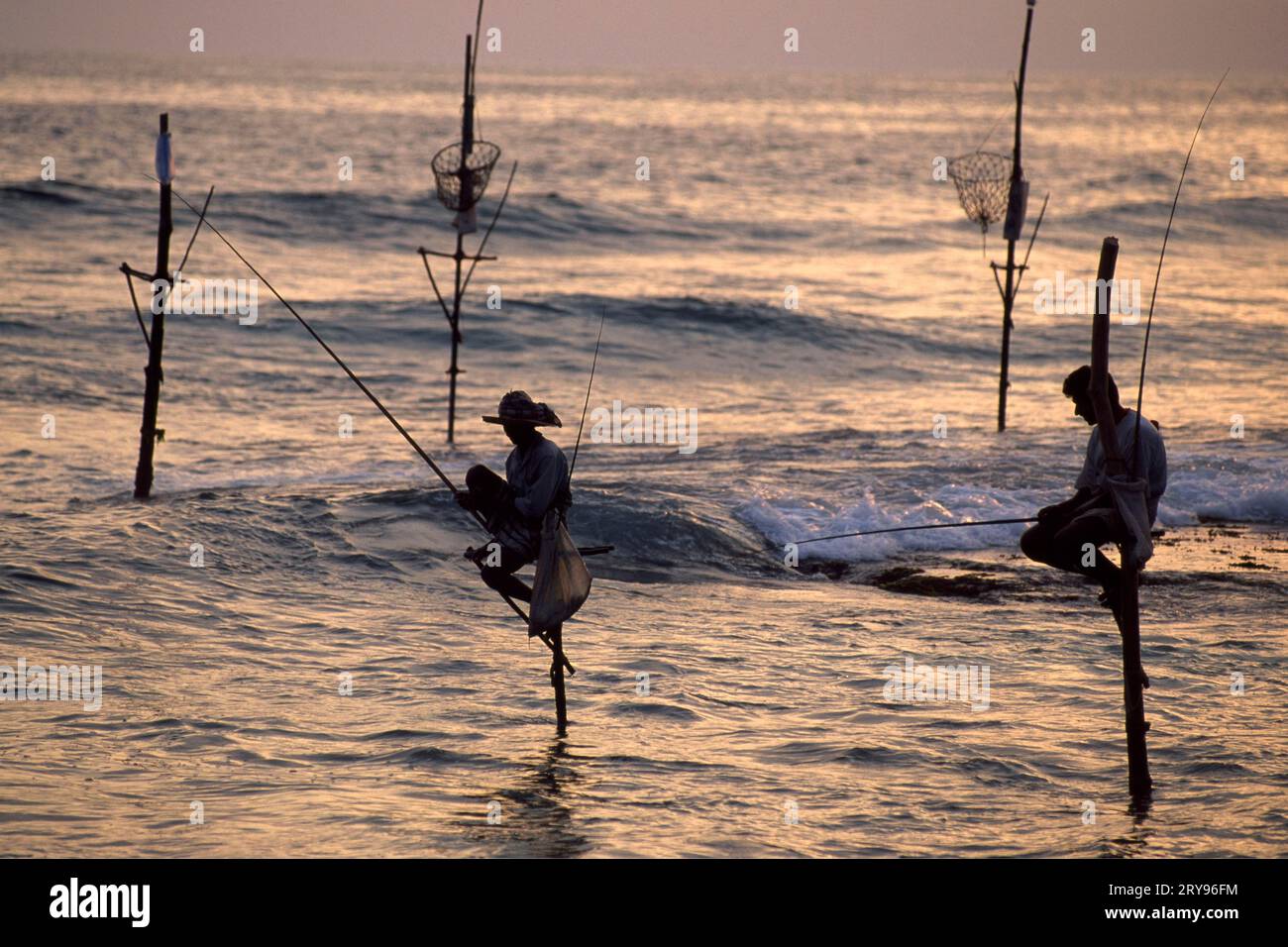Sri lanka stilt fisher hi-res stock photography and images - Alamy