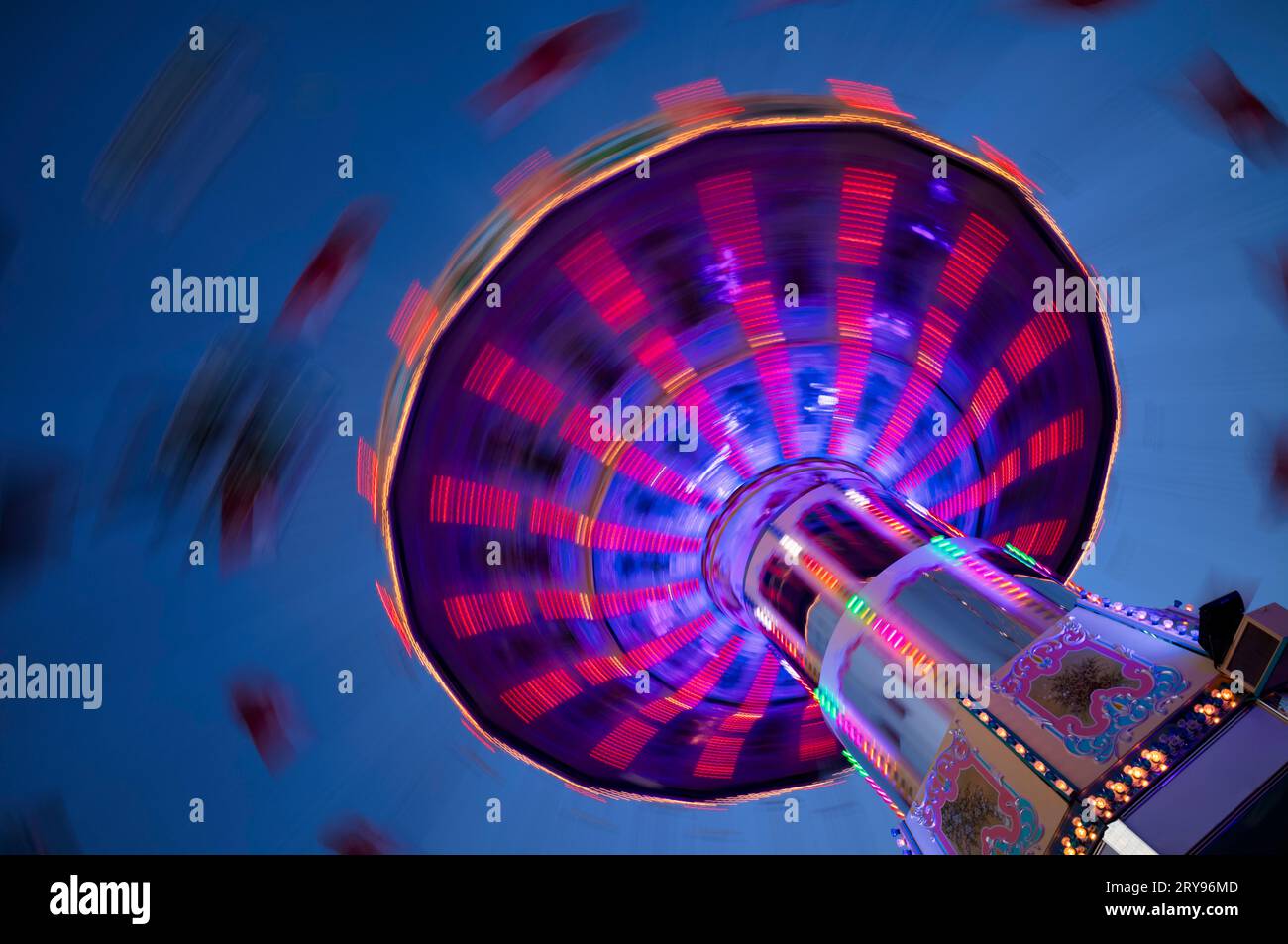 Wave flight, chain carousel, ride, Cannstatter Volksfest, Wasen ...