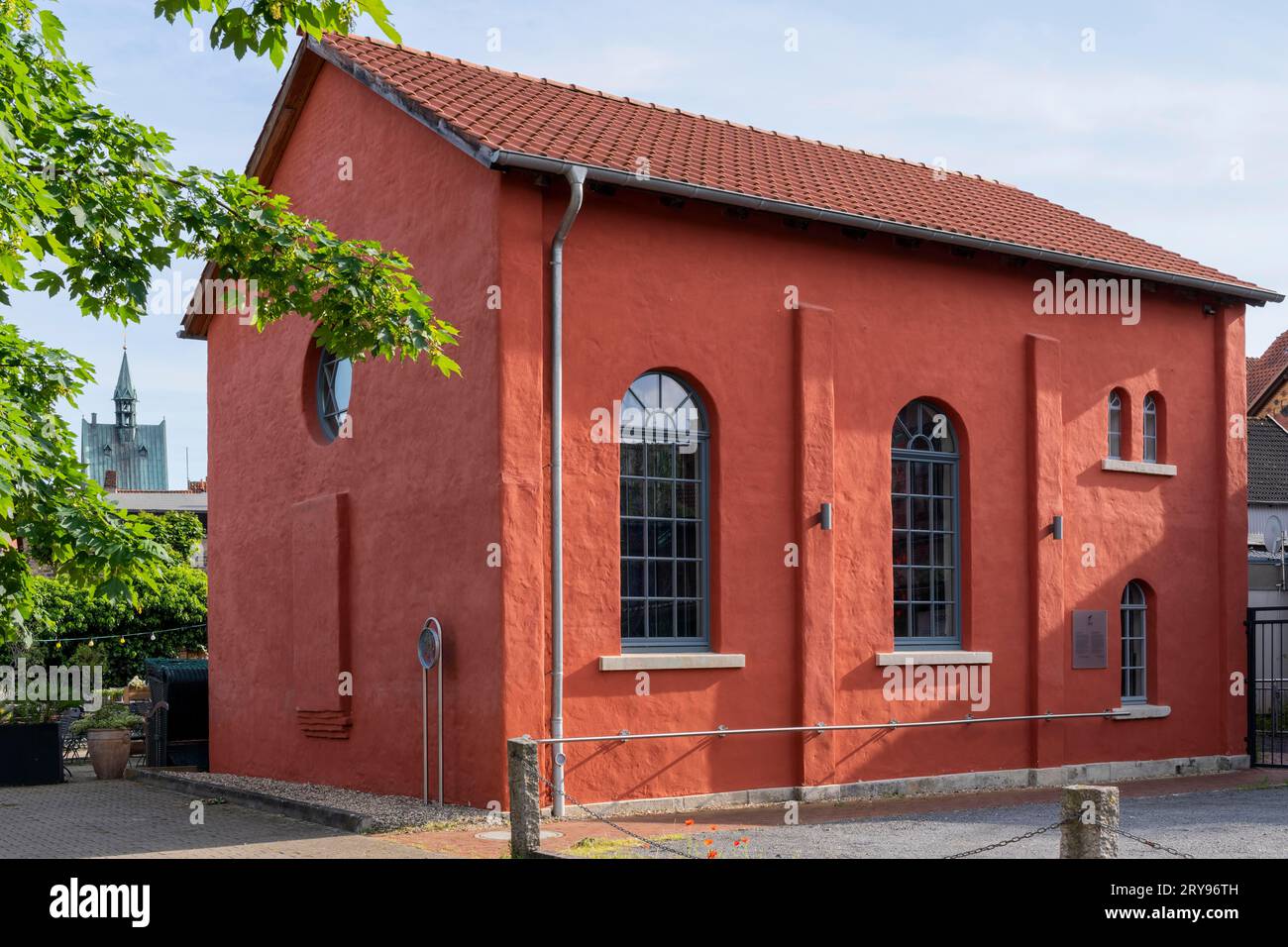 Old jewish synagogue hi-res stock photography and images - Alamy
