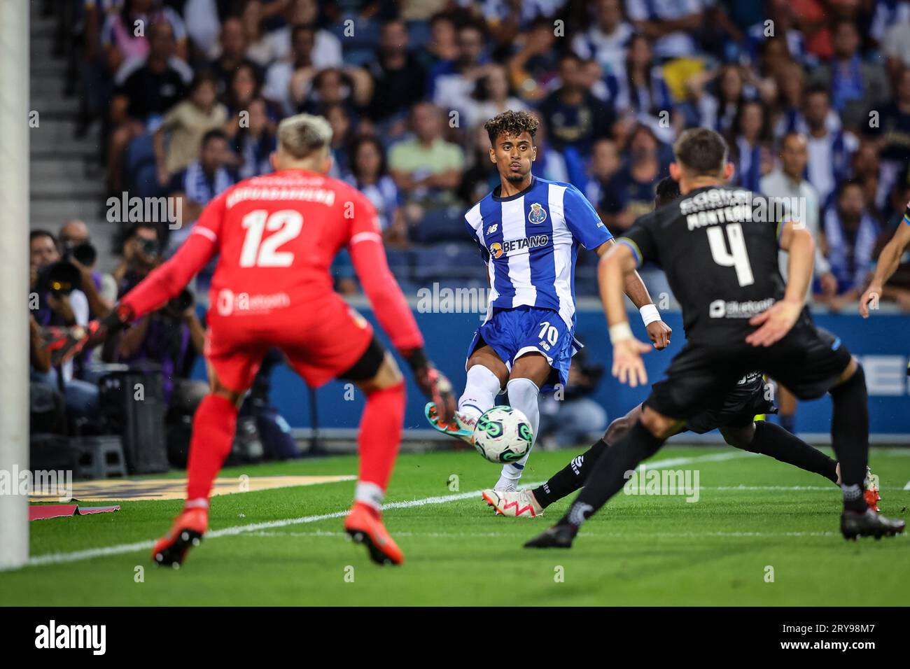 Estadiododragao hi-res stock photography and images - Alamy