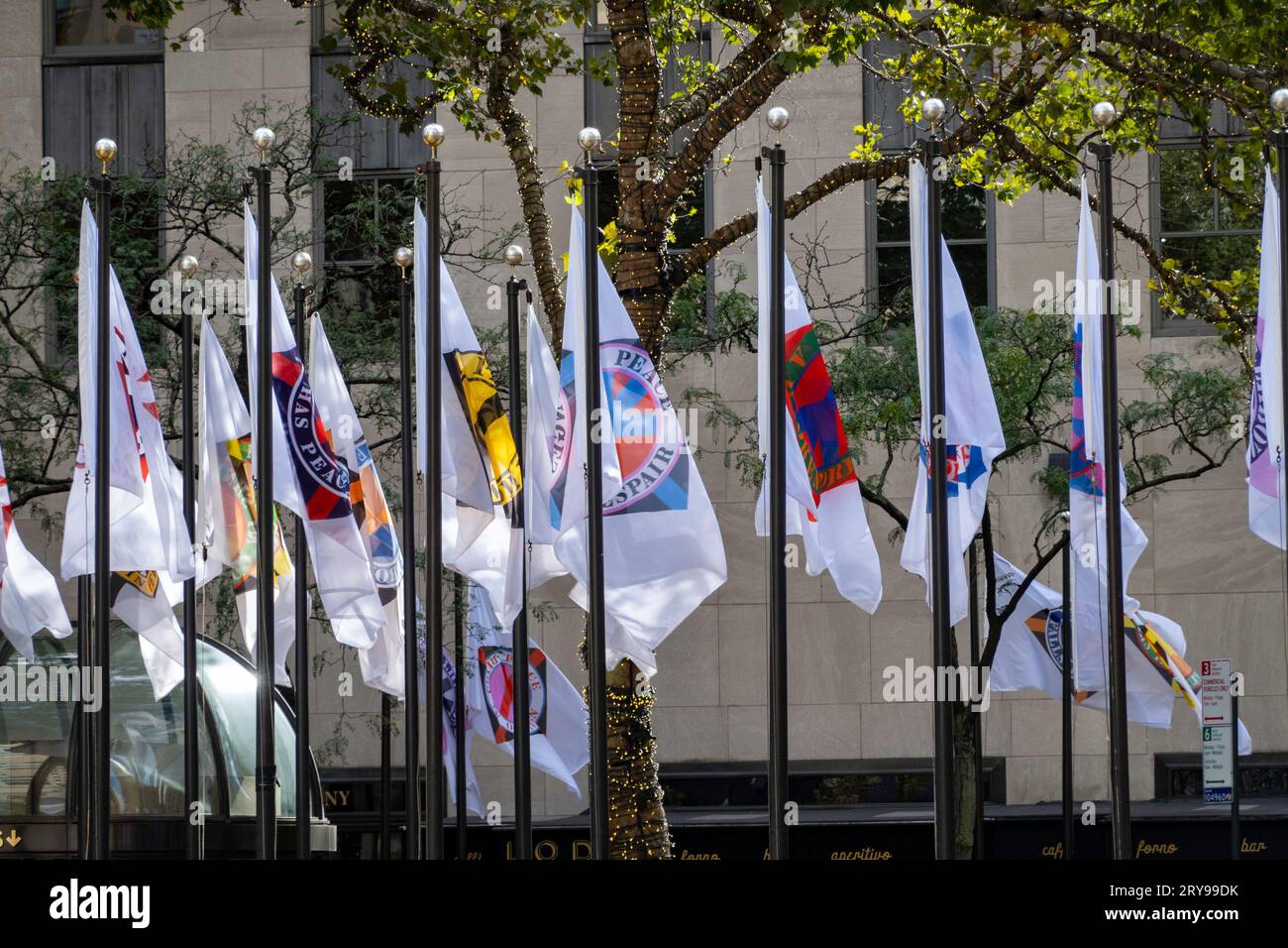 Rockefeller plaza sign hi-res stock photography and images - Alamy