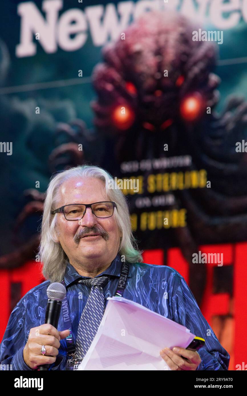 Science fiction stage hi-res stock photography and images - Alamy