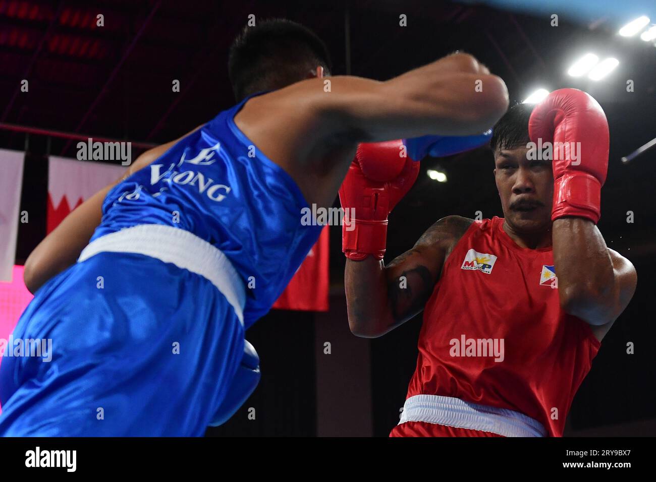 Hangzhou, China. 29th Sep, 2023. Eumir Felix Marcial (R) of the ...