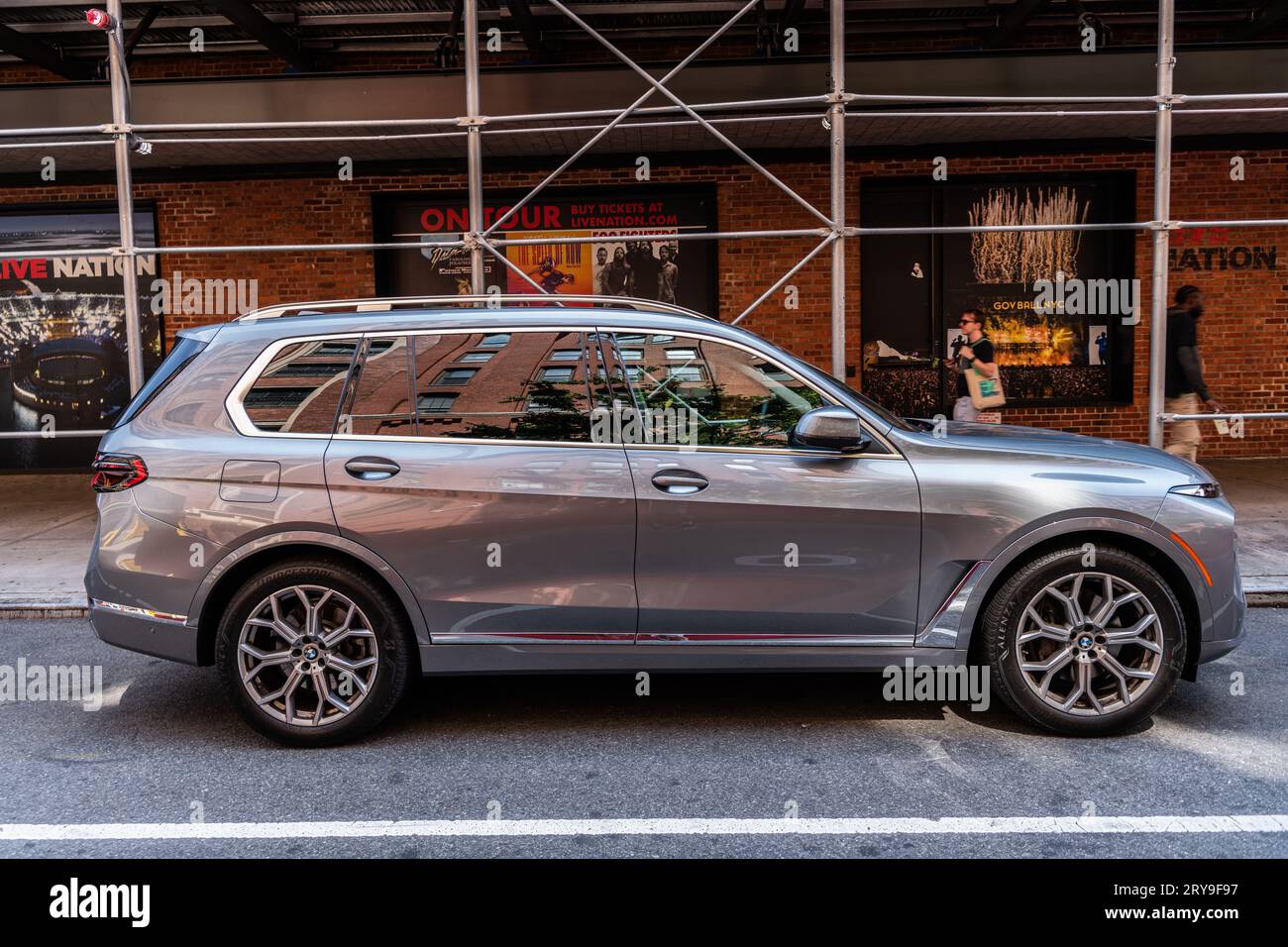 New York City, USA - August 05, 2023: 2023 BMW X7 xDrive40i SUV gray ...
