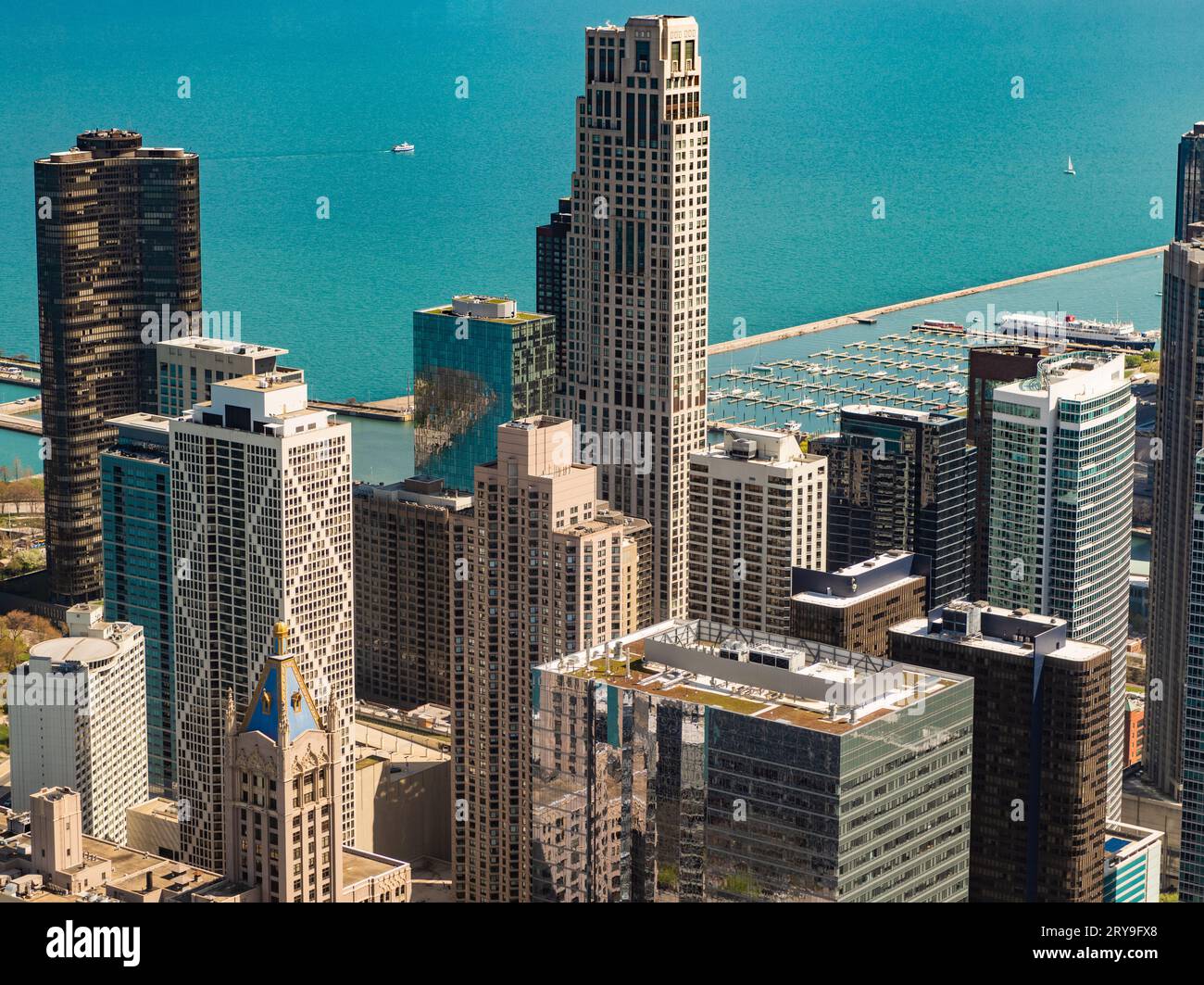 skyscraper architecture of chicago seaside city. metropolitan city ...