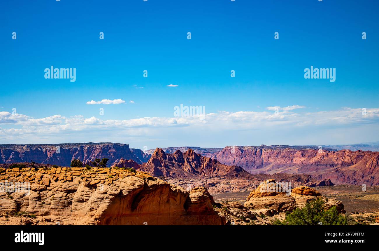 Arizona canyon with sharp rocks and hills Stock Photo - Alamy