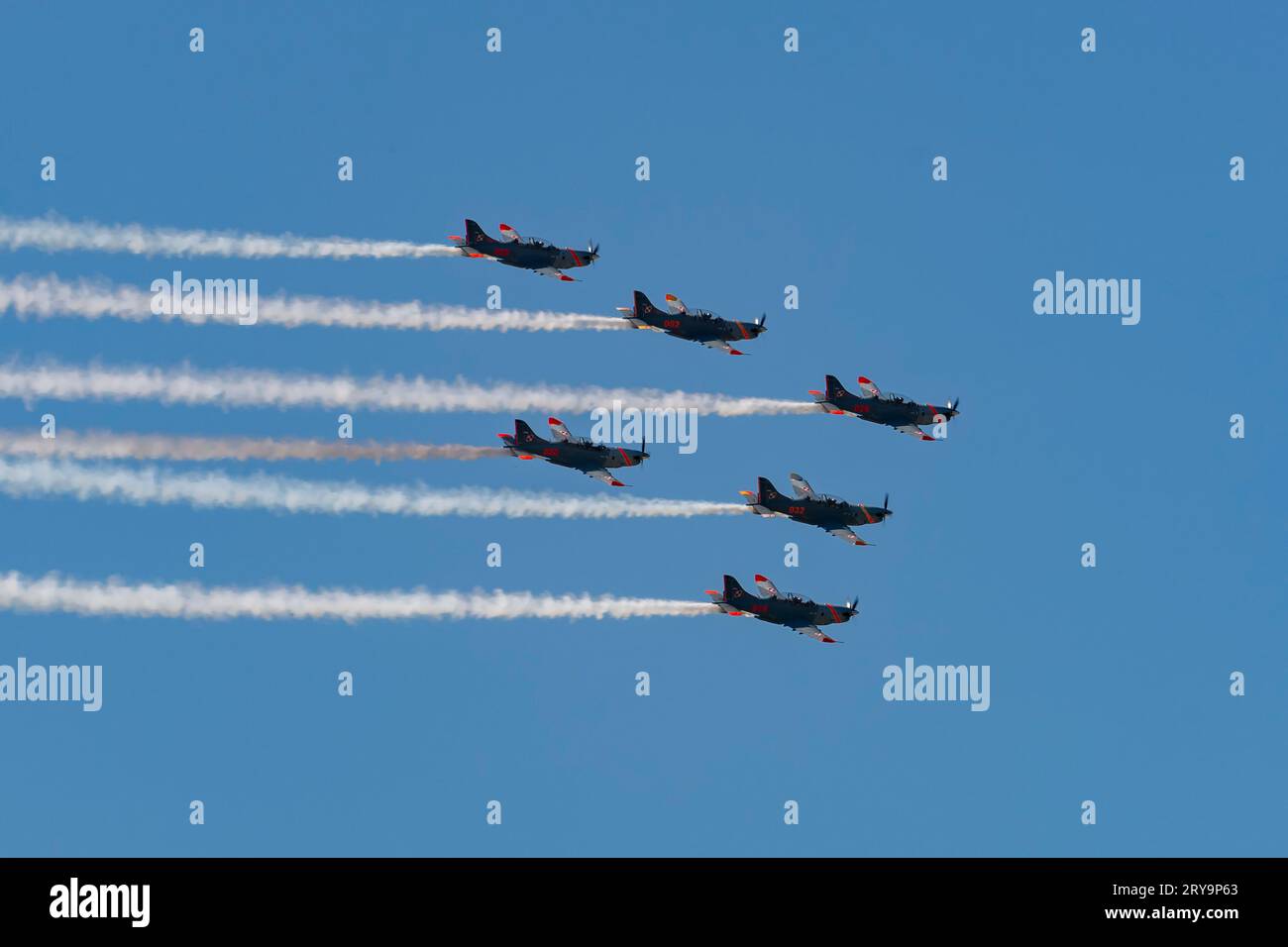 Zelazny aerobatics hi-res stock photography and images - Alamy
