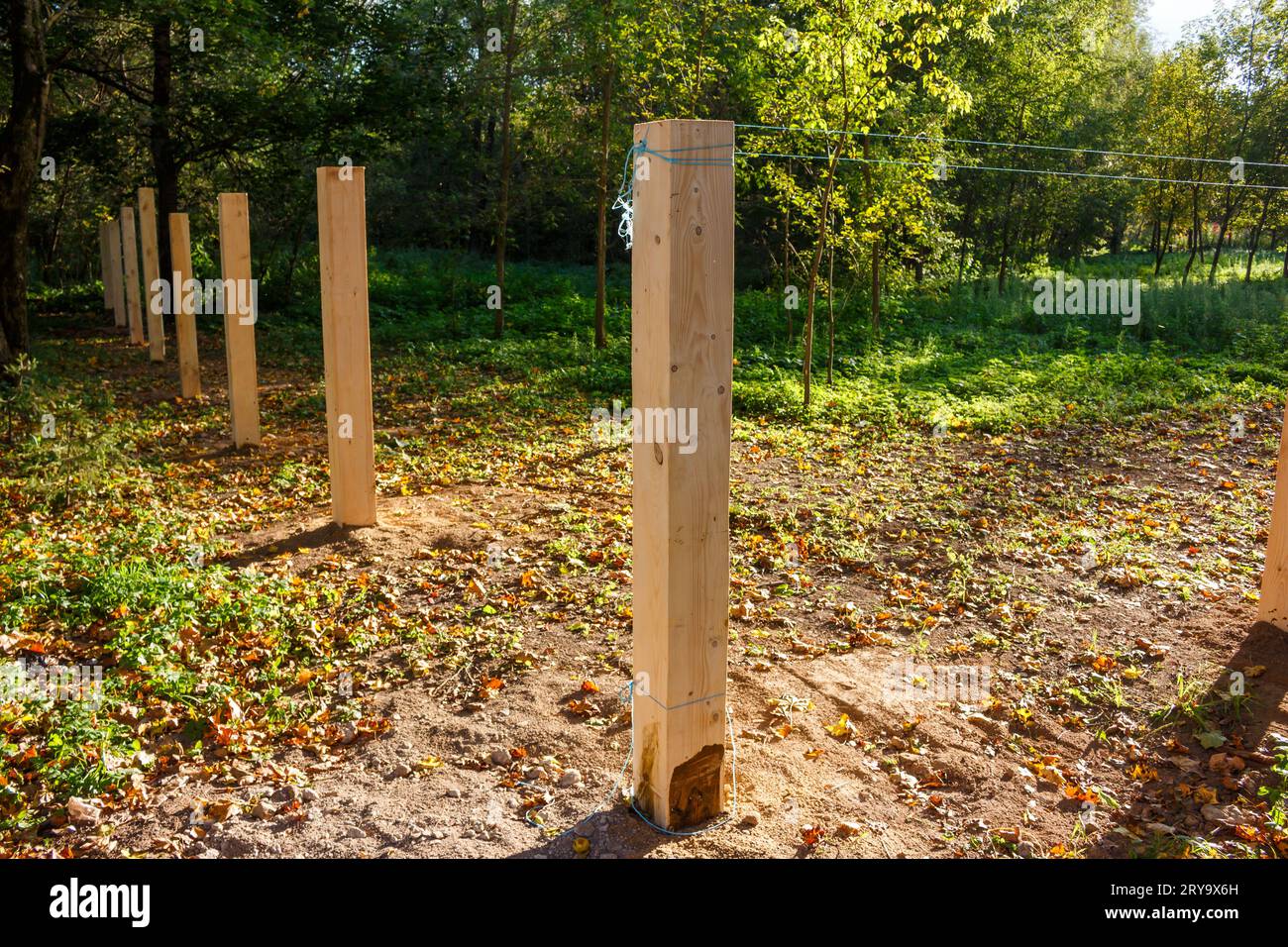 Installing beams hi-res stock photography and images - Alamy