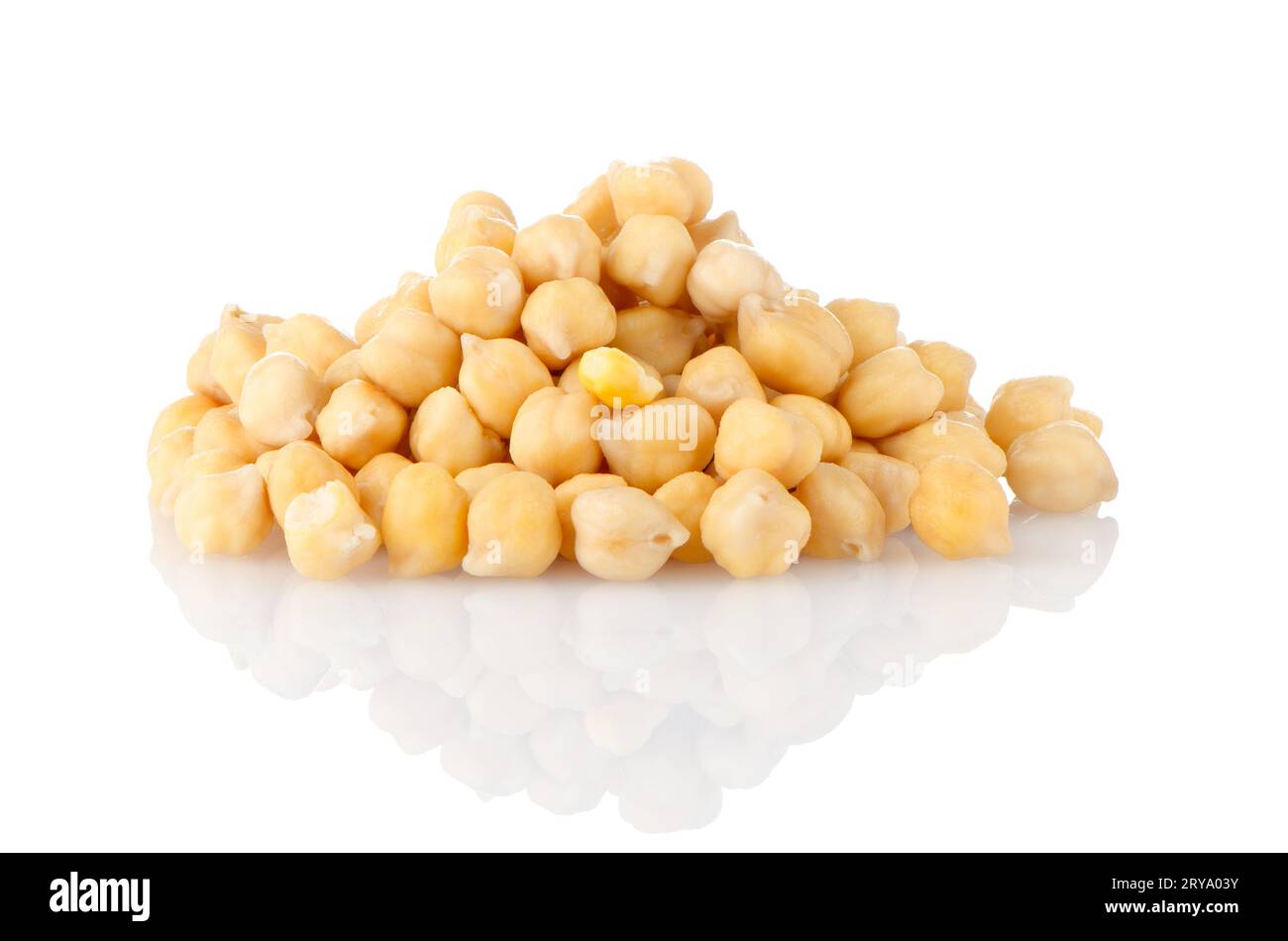 Pile of chickpeas Stock Photo - Alamy