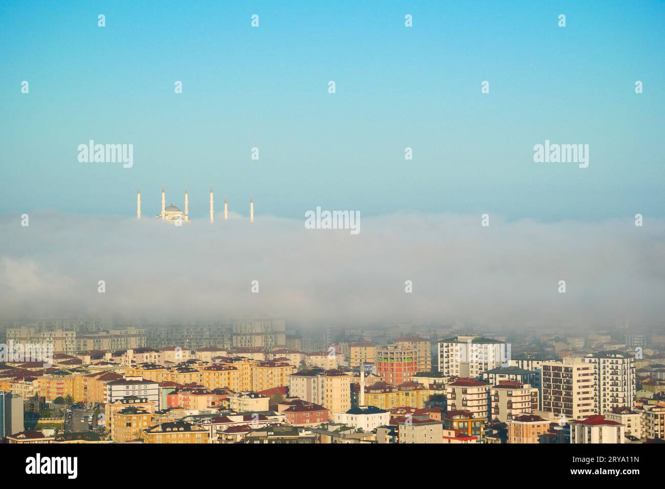 Rare early morning winter fog above the Istanbul city skyline a Stock ...