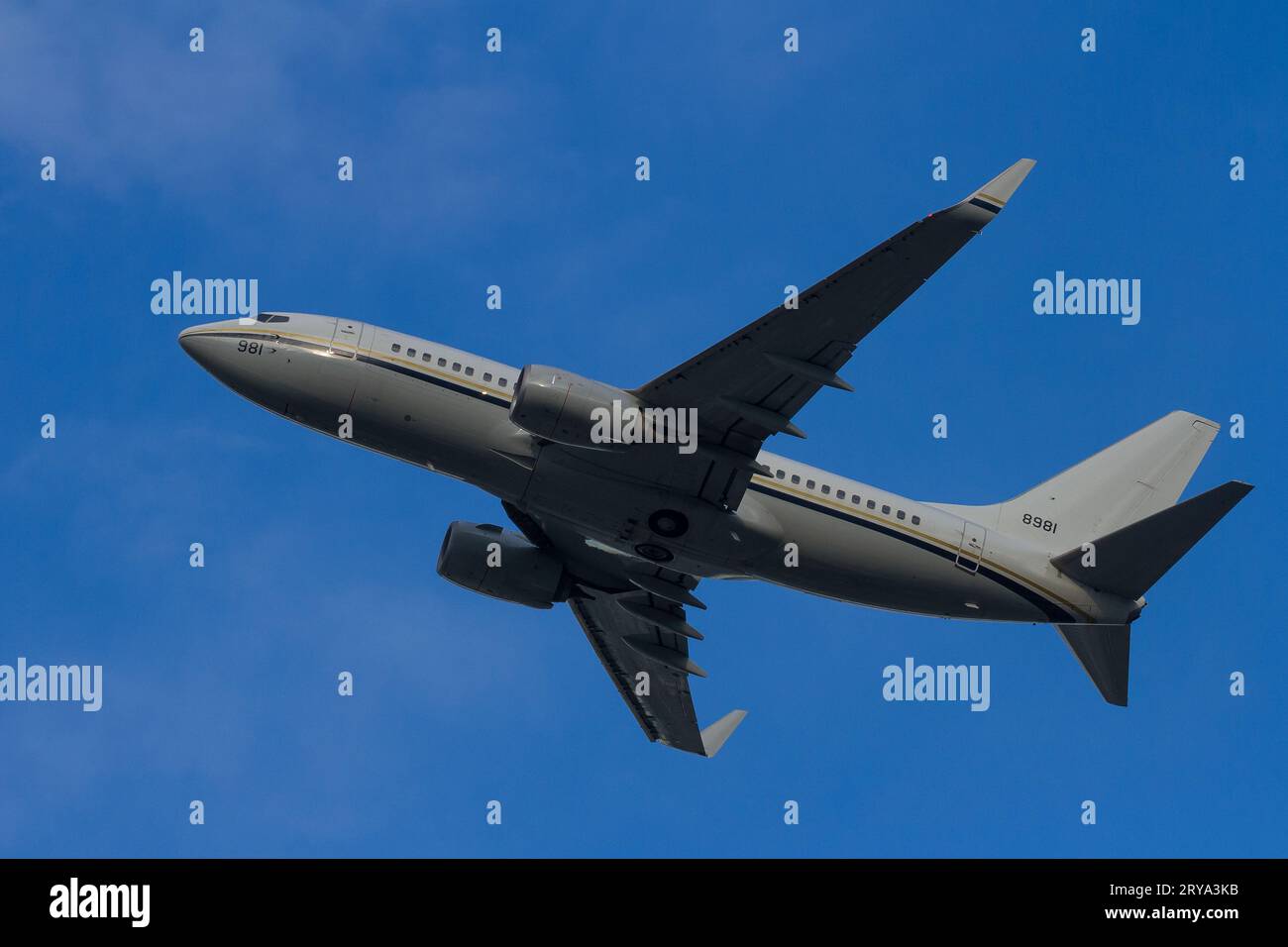 Boeing C40A Clipper military logistics aircraft with US Navy Fleet ...