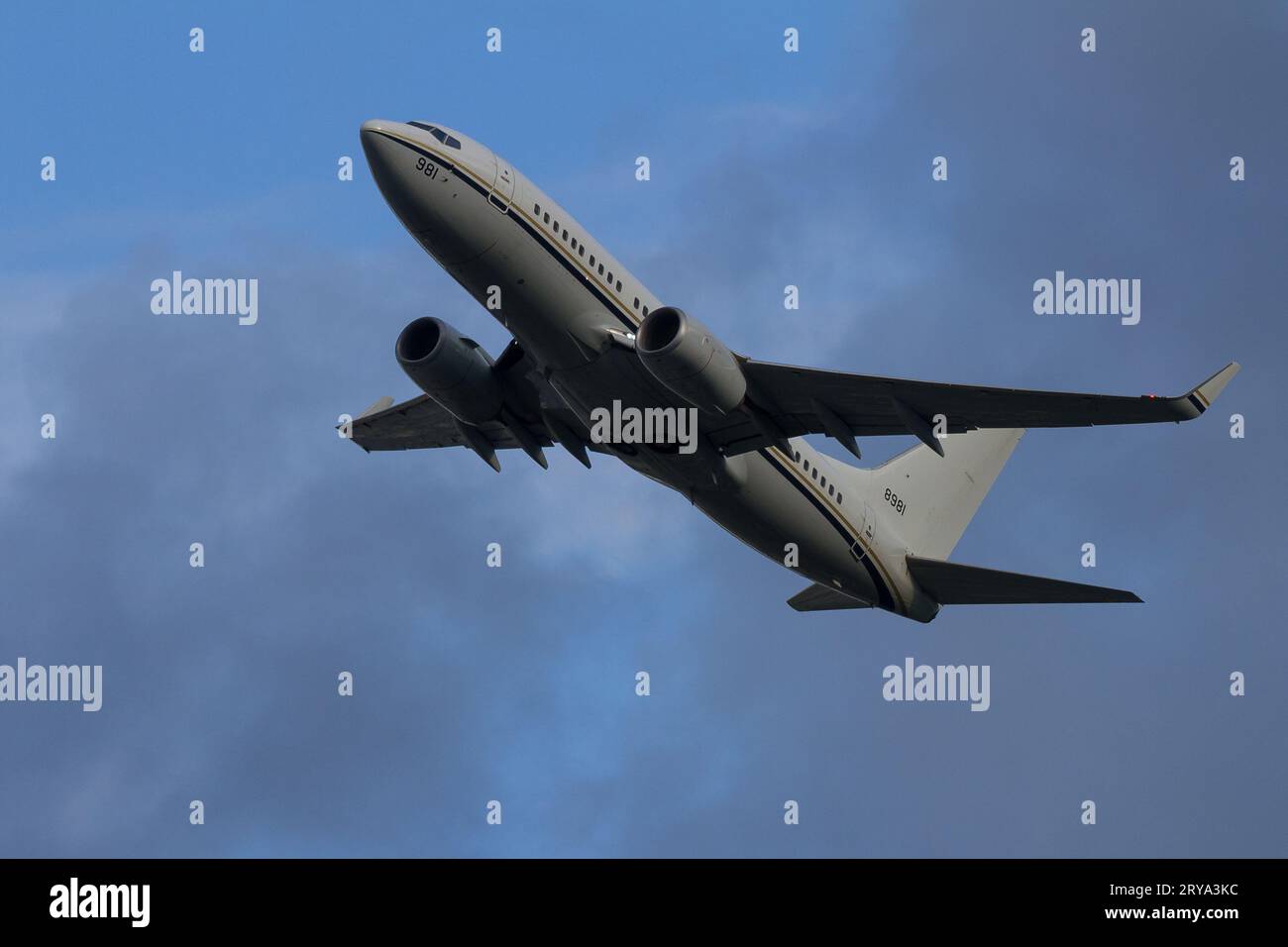 Boeing C40A Clipper military logistics aircraft with US Navy Fleet ...