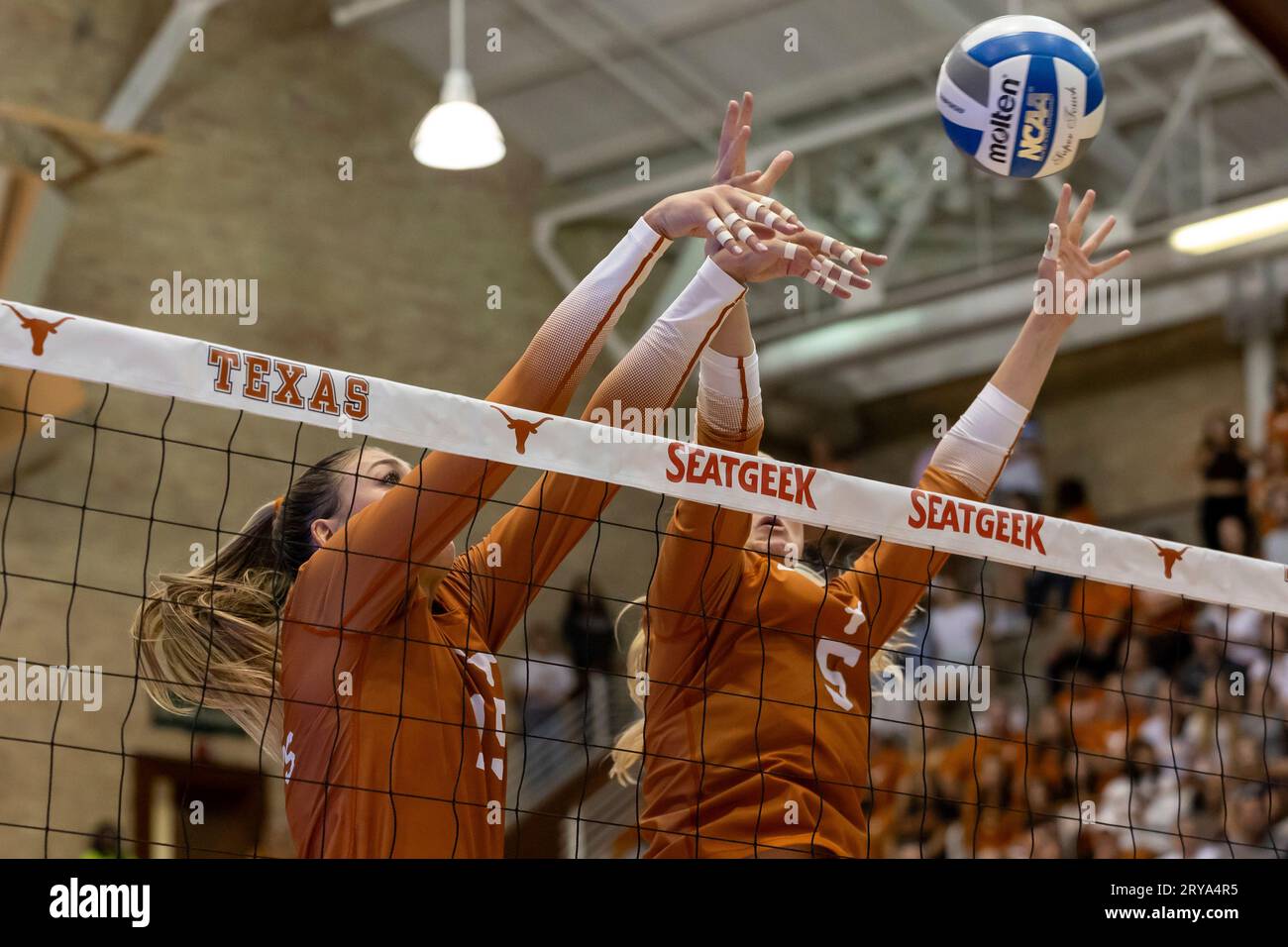 AUSTIN, TX - SEPTEMBER 29: Texas Longhorns opposite hitter Molly ...