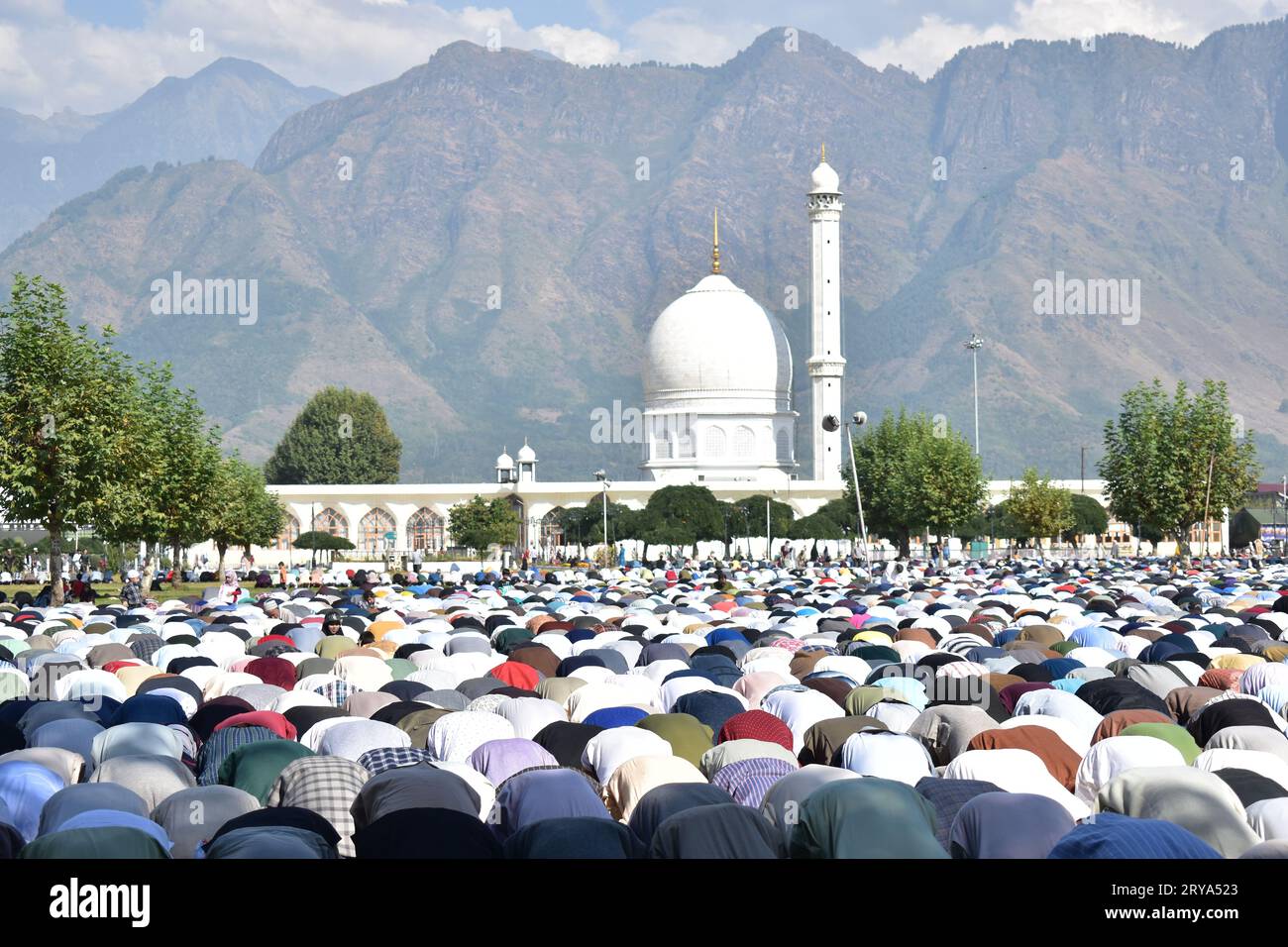 Eid Milad Celebration in Kashmir: A Heartfelt Convergence of Faith and ...