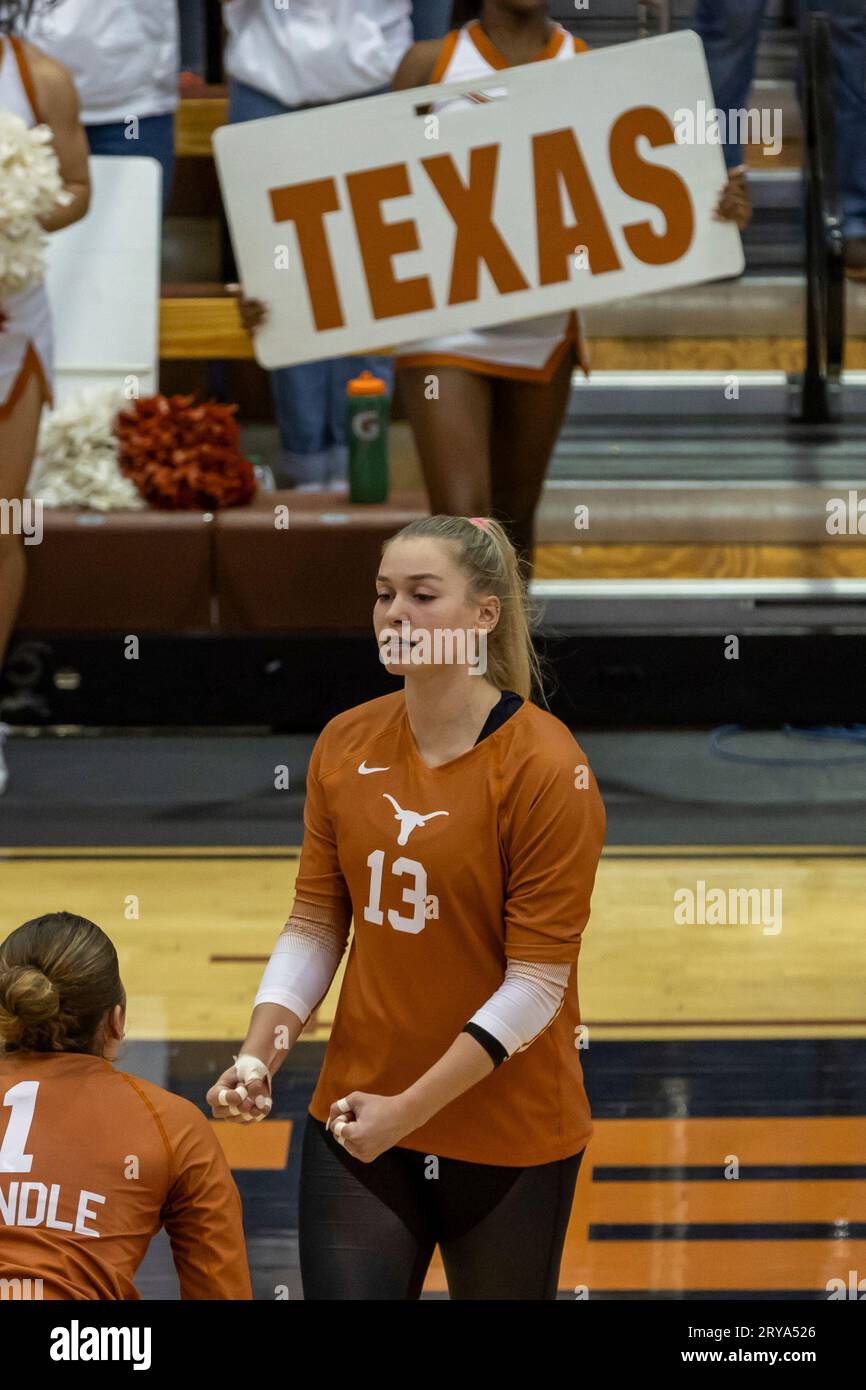 AUSTIN, TX - SEPTEMBER 29: Texas Longhorns outside hitter Jenna Wenaas ...