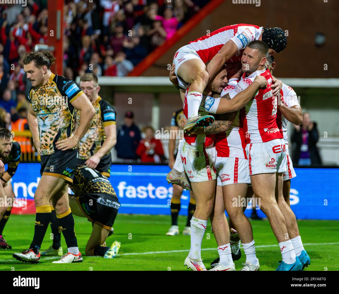 Sam luckley hull kr hi-res stock photography and images - Alamy