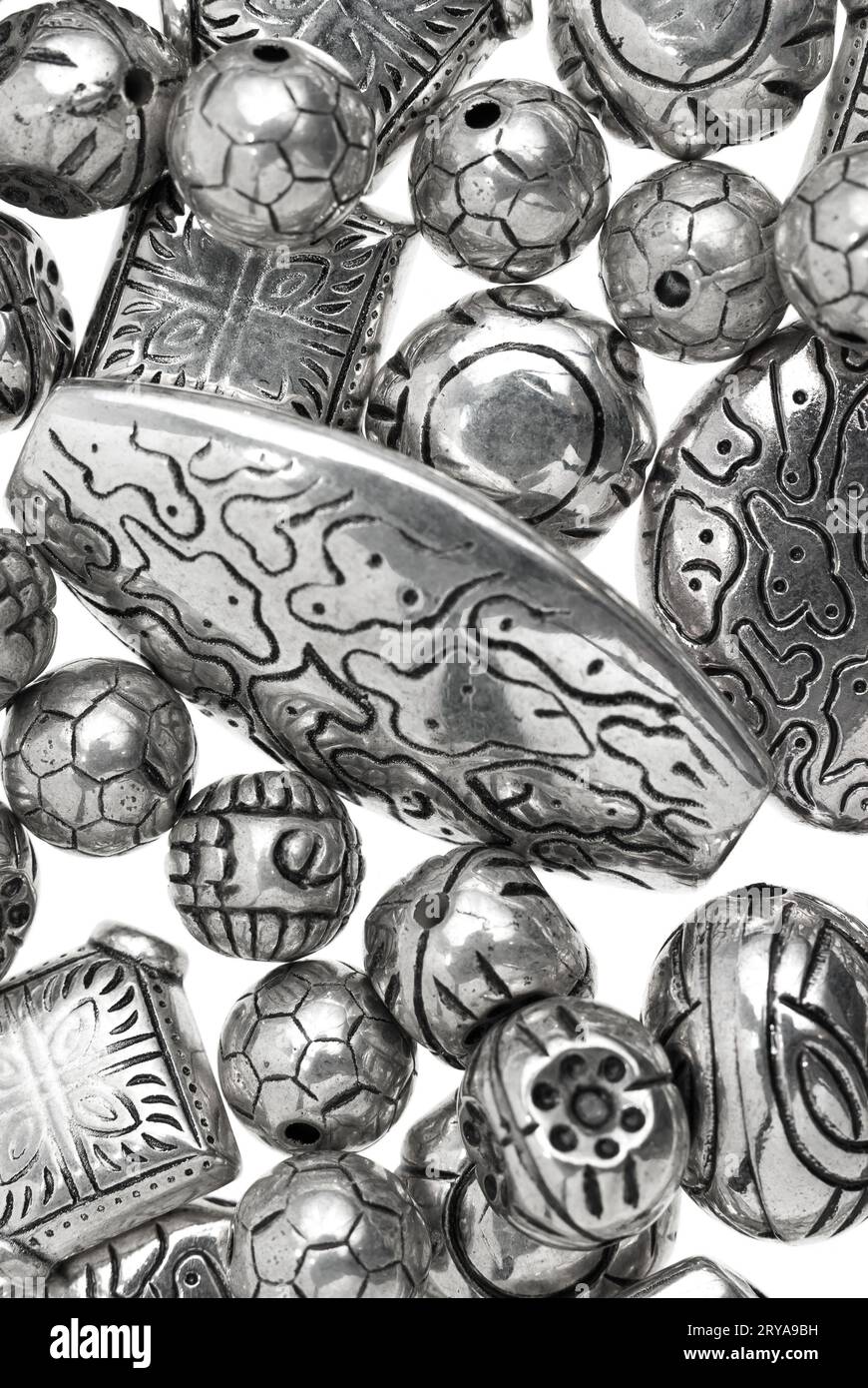 Silver beads hi-res stock photography and images - Alamy