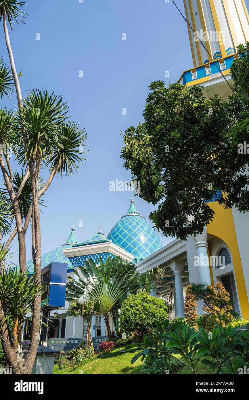 Surabaya Great Mosque, Indonesia Stock Photo - Alamy