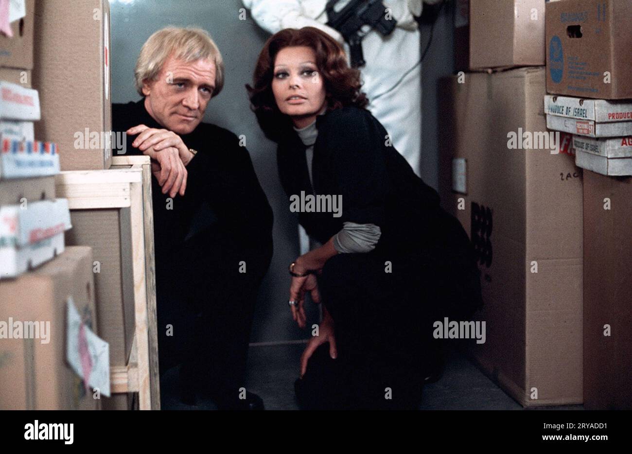 SOPHIA LOREN and RICHARD HARRIS in THE CASSANDRA CROSSING (1976 ...