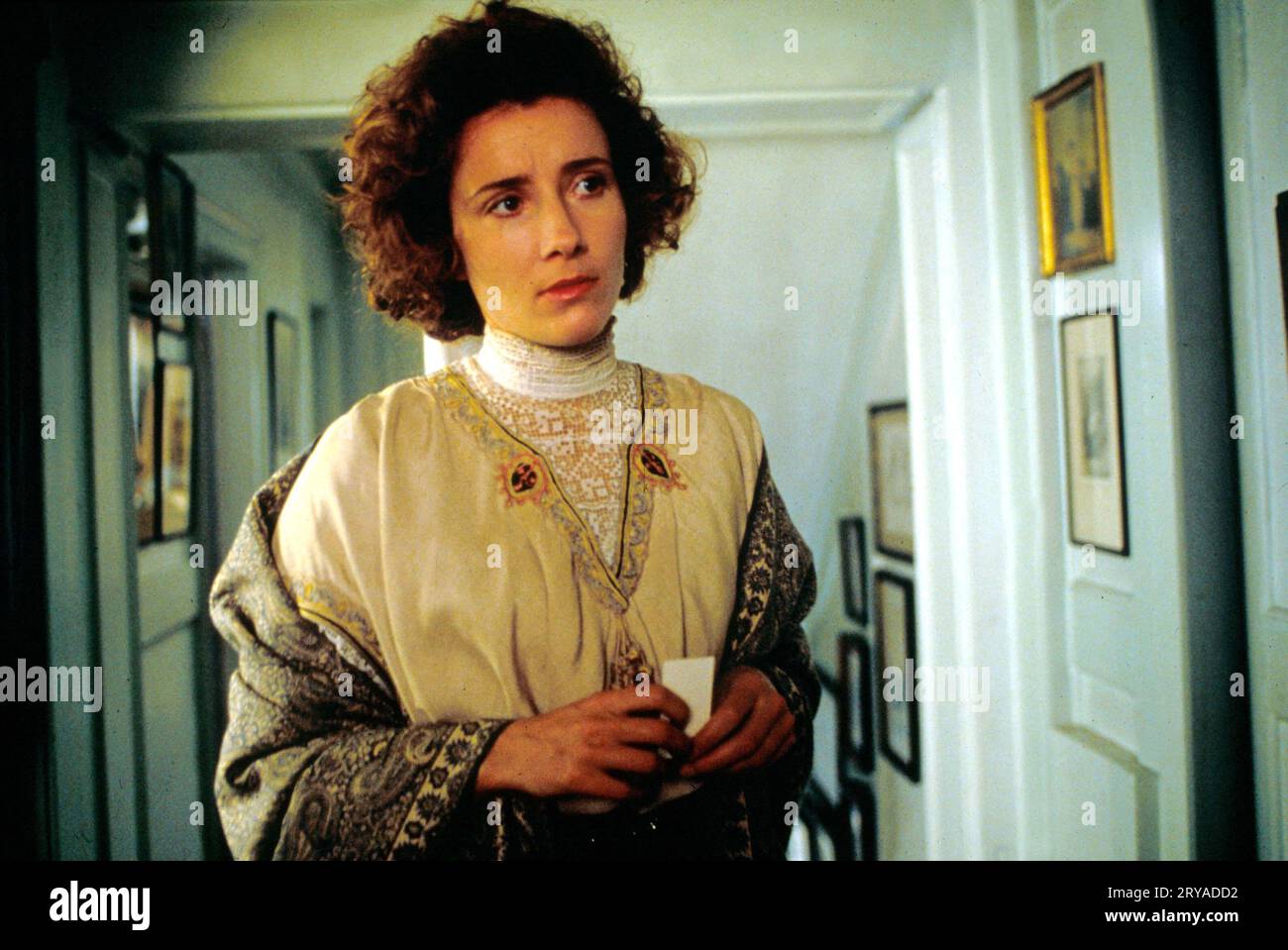 EMMA THOMPSON in HOWARDS END (1992), directed by JAMES IVORY. Credit ...