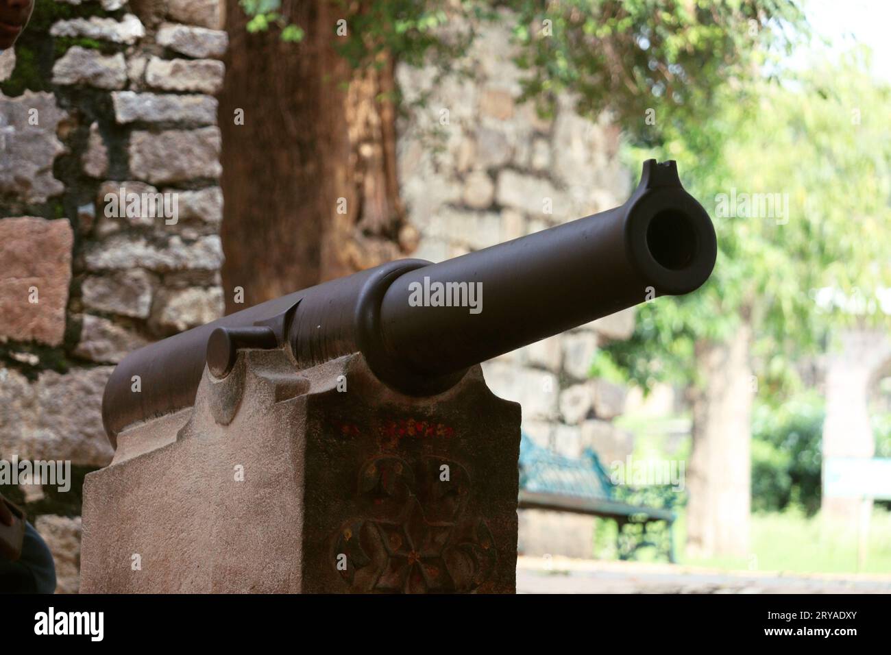 An antique cannon from 11th century exhibited in Golconda Fort ...
