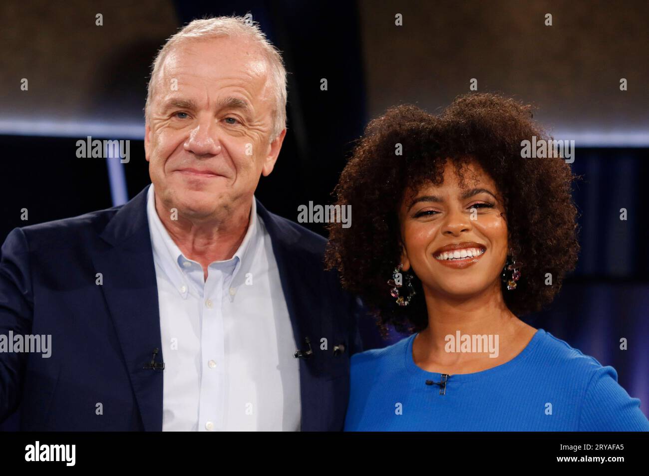Hubertus Meyer-Burckhardt und Aminata Belli bei der NDR Talk Show in ...