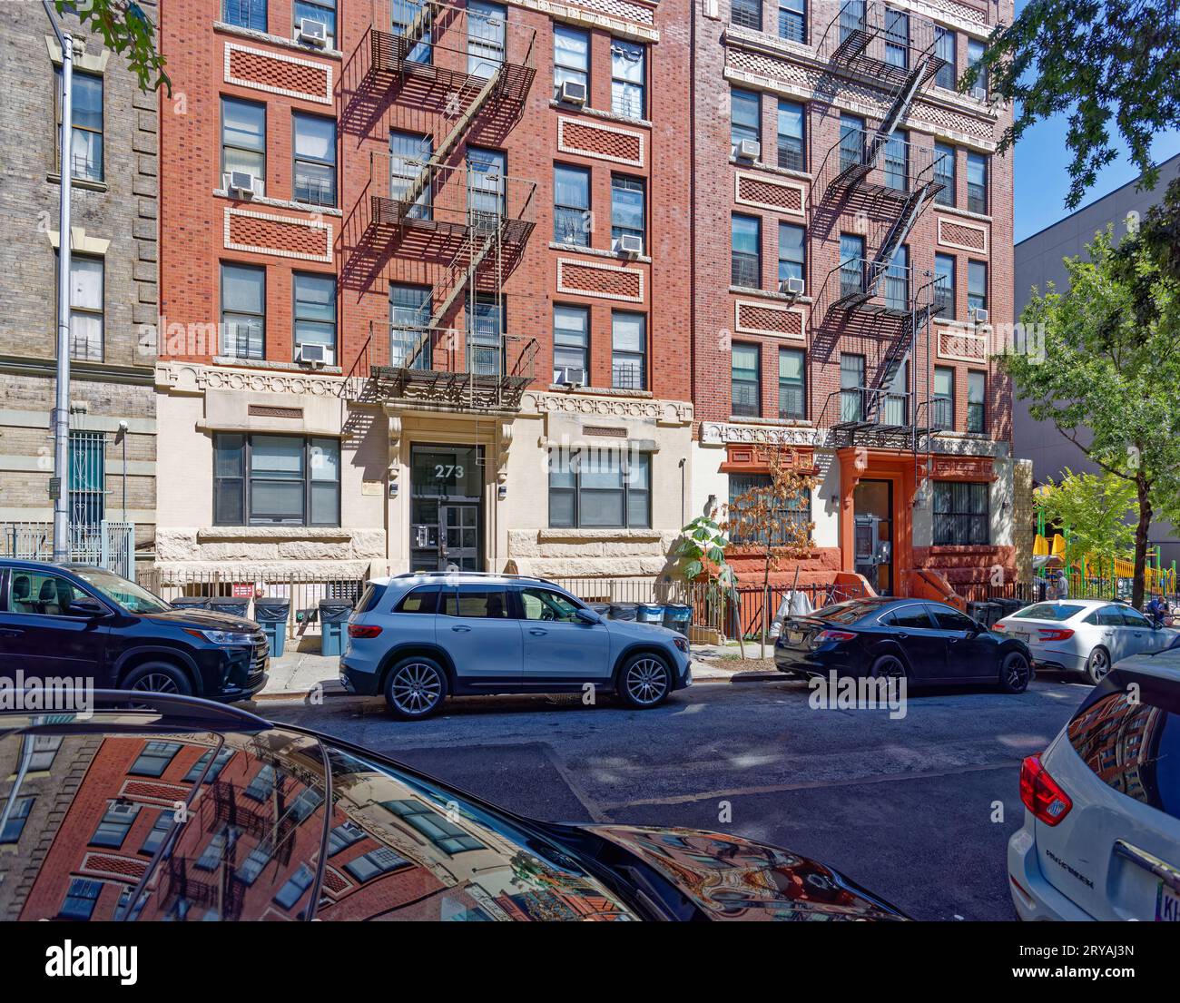 273 w 150th st hi-res stock photography and images - Alamy