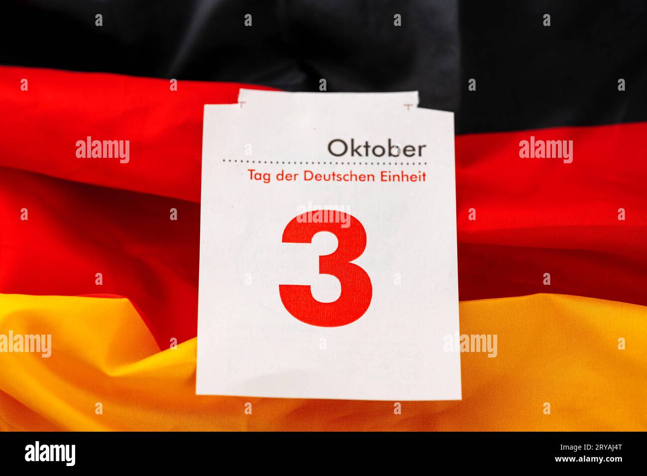 Ost deutschland flagge hi-res stock photography and images - Alamy