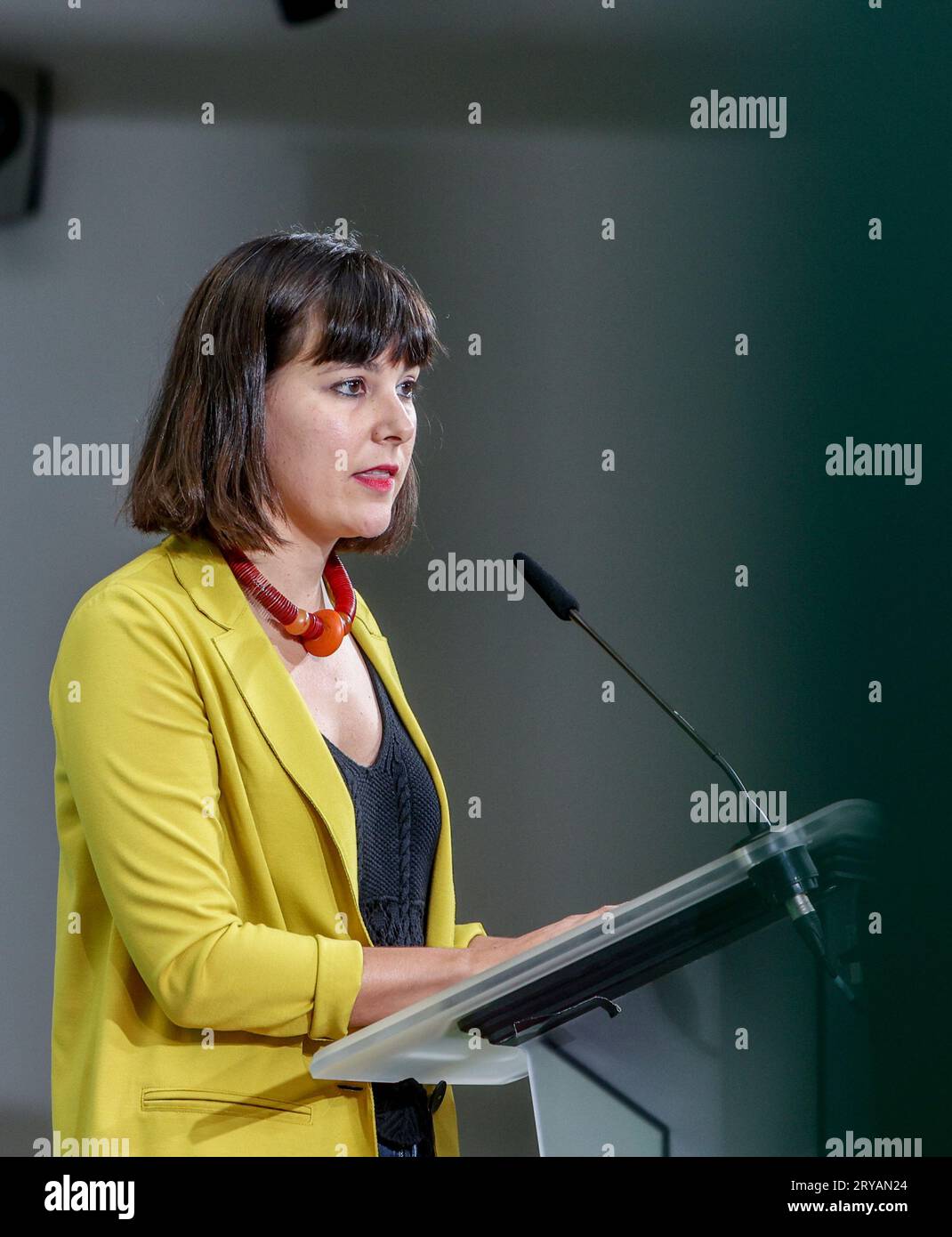 The deputy of Sumar En Comú Podem, Julia Boada, speaks during the Green ...