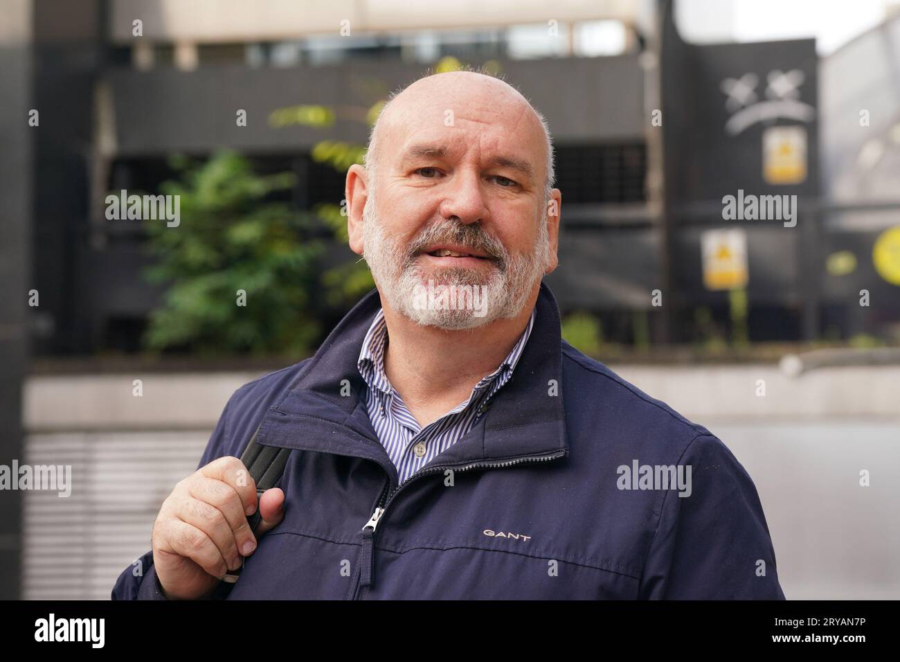 Aslef general secretary Mick Whelan on a picket line at Euston station ...