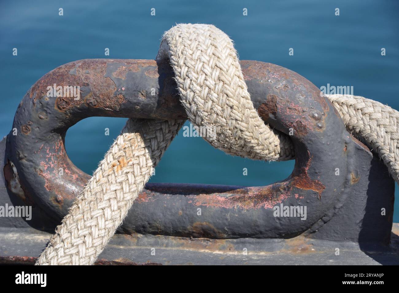 Fairlead hi-res stock photography and images - Alamy