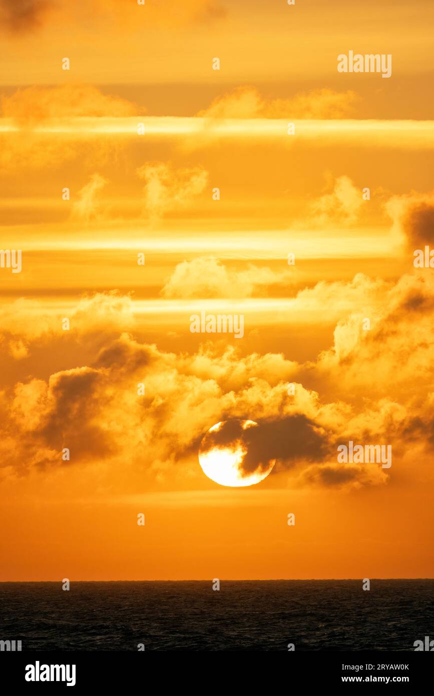 Alaska ocean sunrise hi-res stock photography and images - Alamy