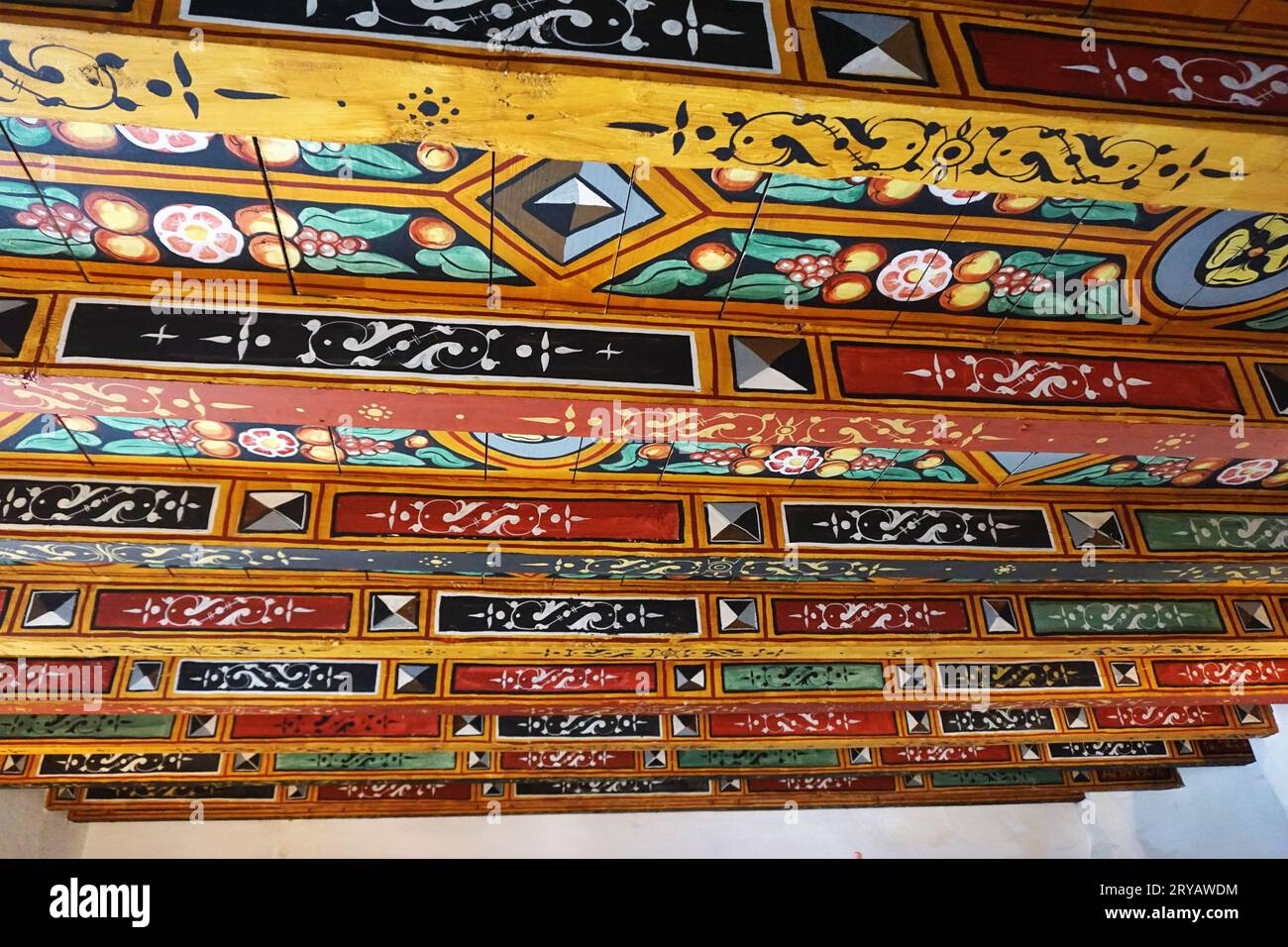 Ceiling rafters hi-res stock photography and images - Alamy