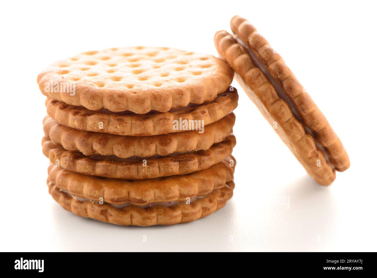 Sandwich biscuits with vanilla filling Stock Photo - Alamy