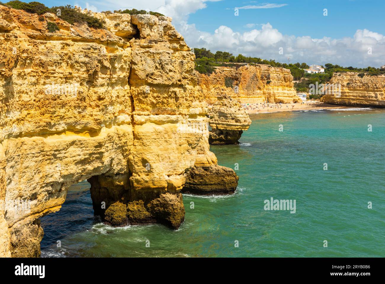 Praia da Marinha, most famous beautiful Marinha beach in Algarve ...