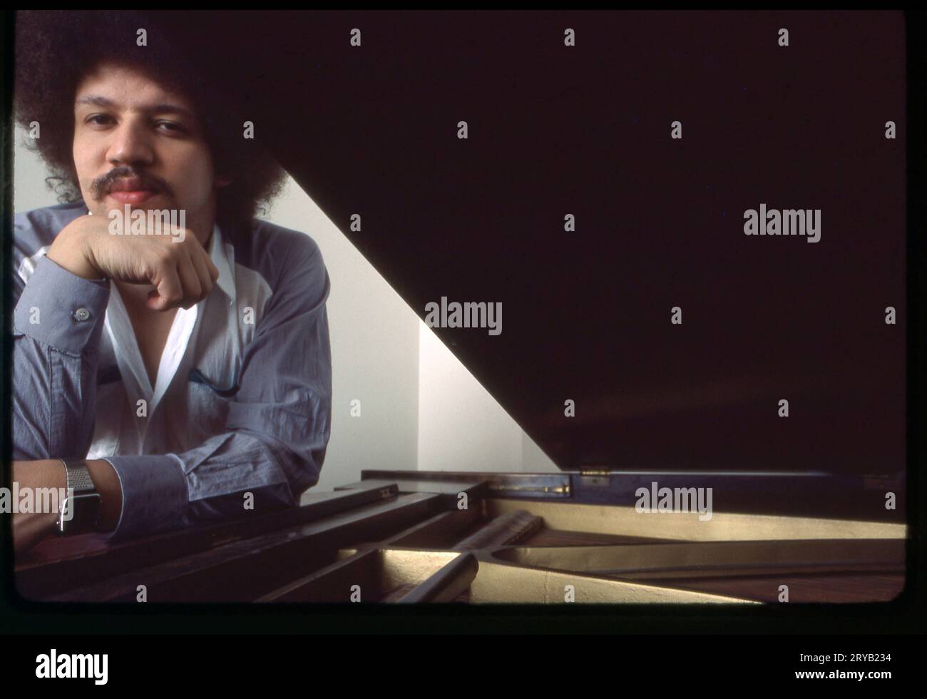 Anthony davis composer hi-res stock photography and images - Alamy