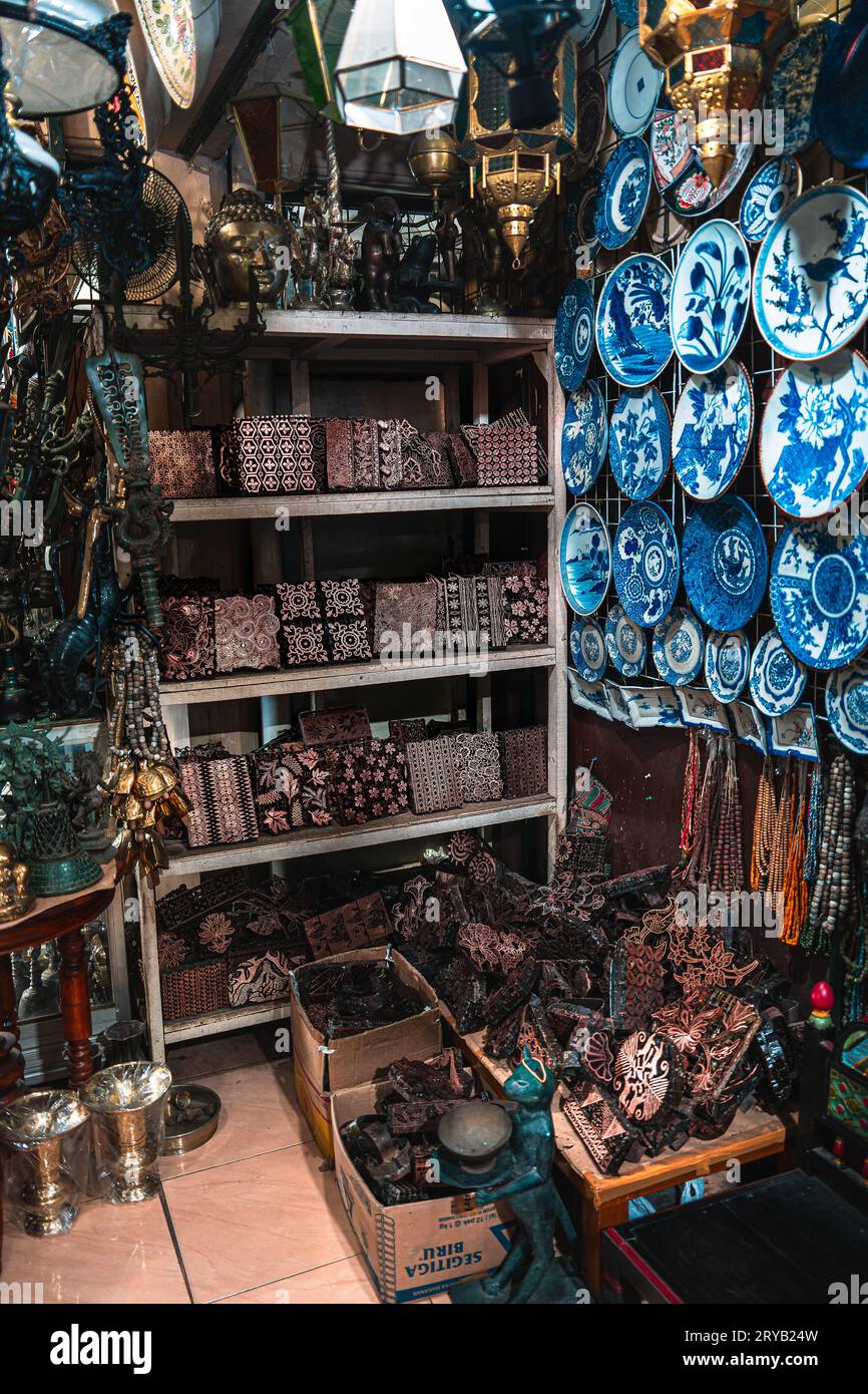 Bali batik and object hi-res stock photography and images - Alamy