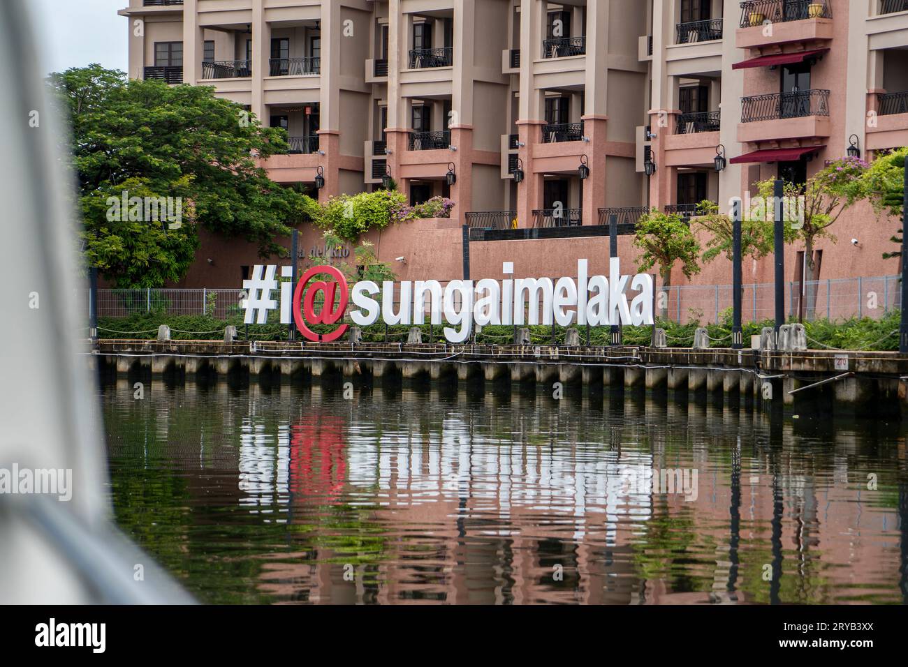 The Malacca River is a river in Malaysia which flows through the middle ...