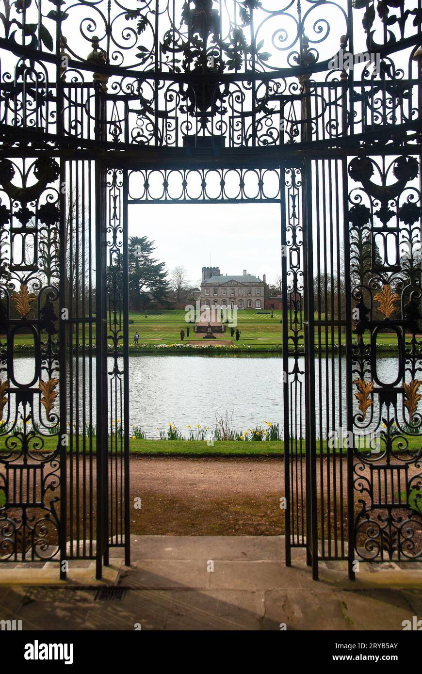 A spring view from the Birdcage in Melbourne Hall Gardens Stock Photo ...