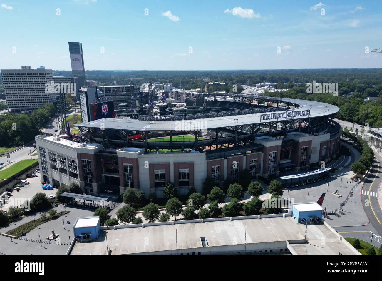 Truist park stadium hi-res stock photography and images - Alamy