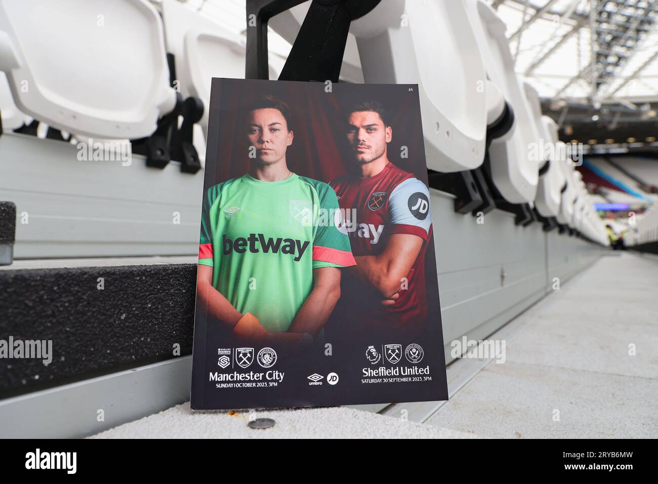 London Stadium, London, UK. 30th Sep, 2023. Premier League Football ...