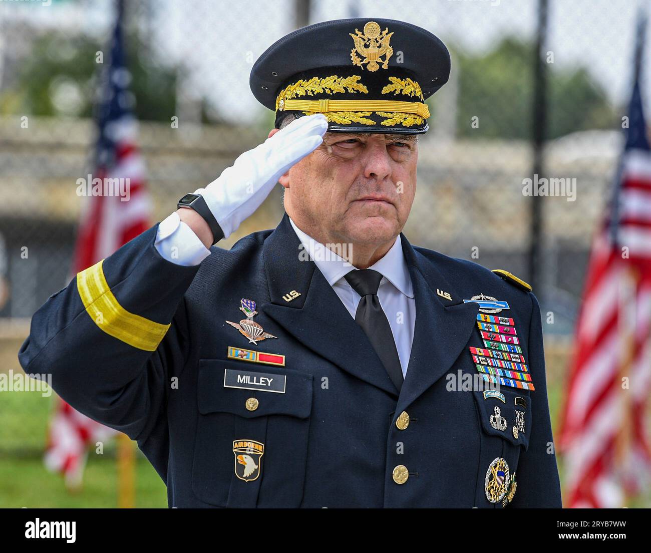 Mark milley portrait hi-res stock photography and images - Alamy