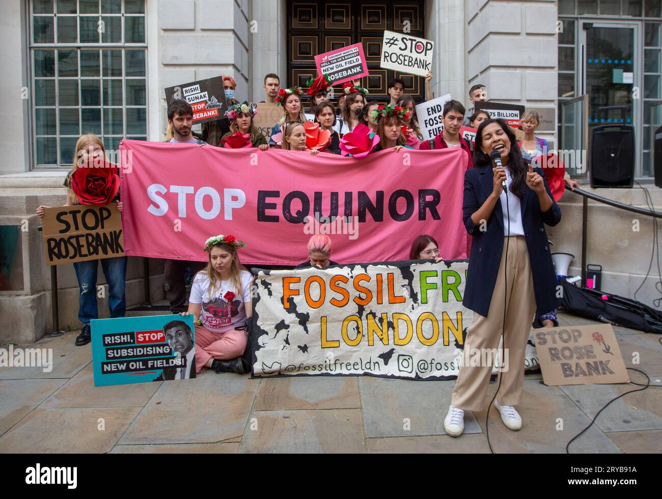 London, England, UK. 30th Sep, 2023. Extinction Rebellion activists ...