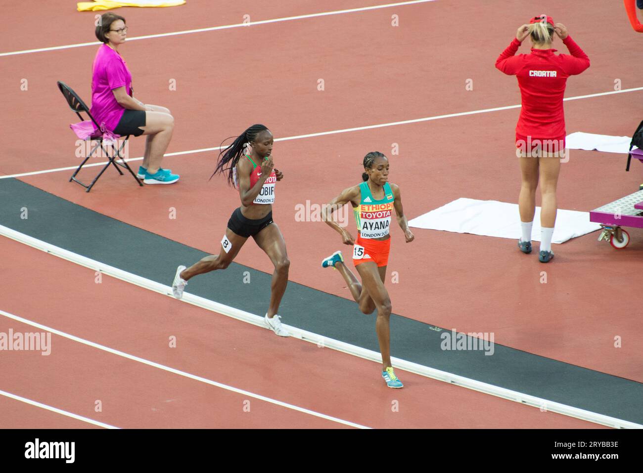 Women's 5000 Metres final at the London 2017 World Athletics ...