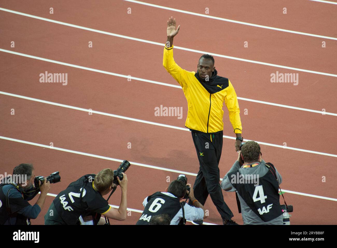 Usain Bolt bids farewell at the London 2017 World Athletics ...
