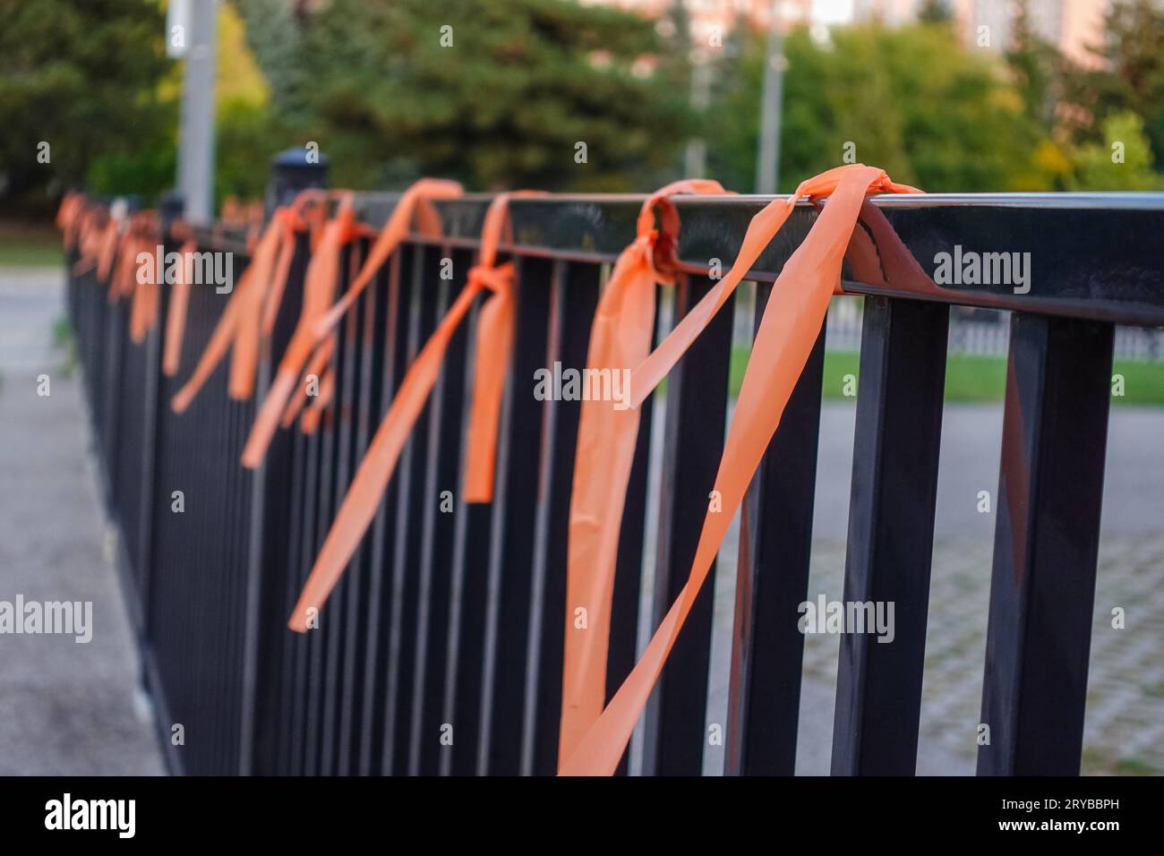 Black fence hi-res stock photography and images - Alamy